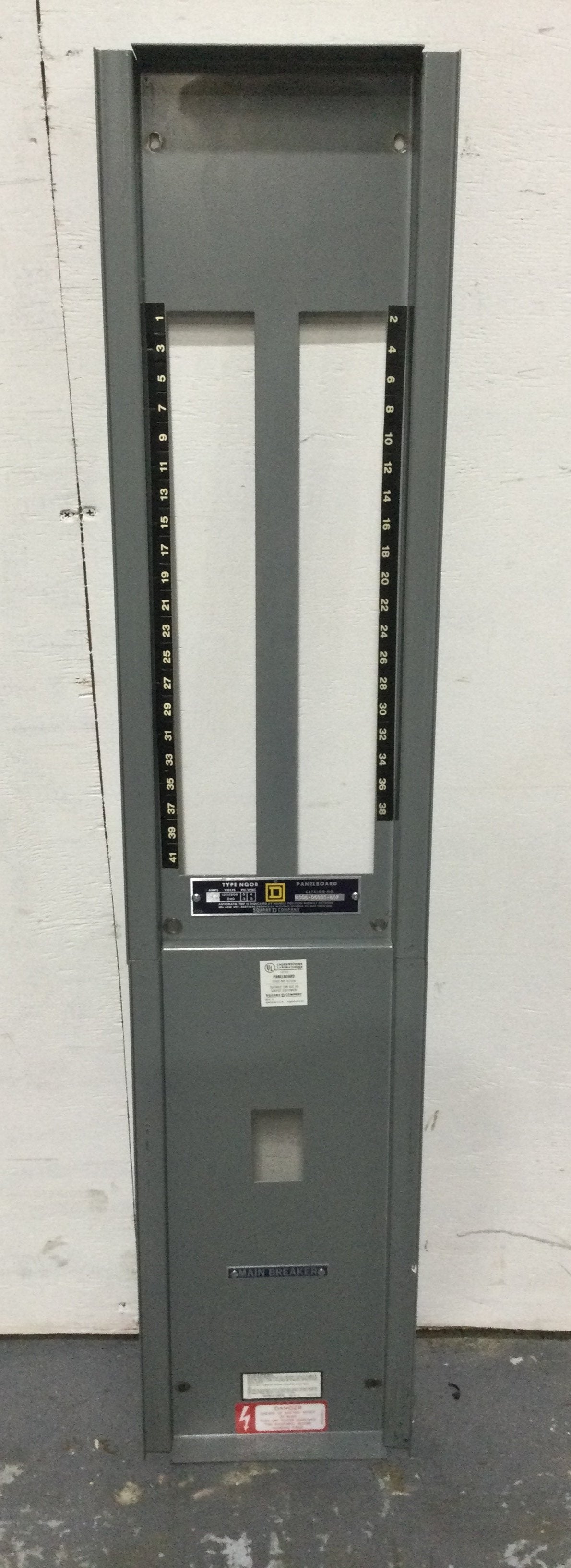 Square D NQOB-05880-607 150 Amp 120/208V 3 Phase 4 Wire 42 Space NQOB
