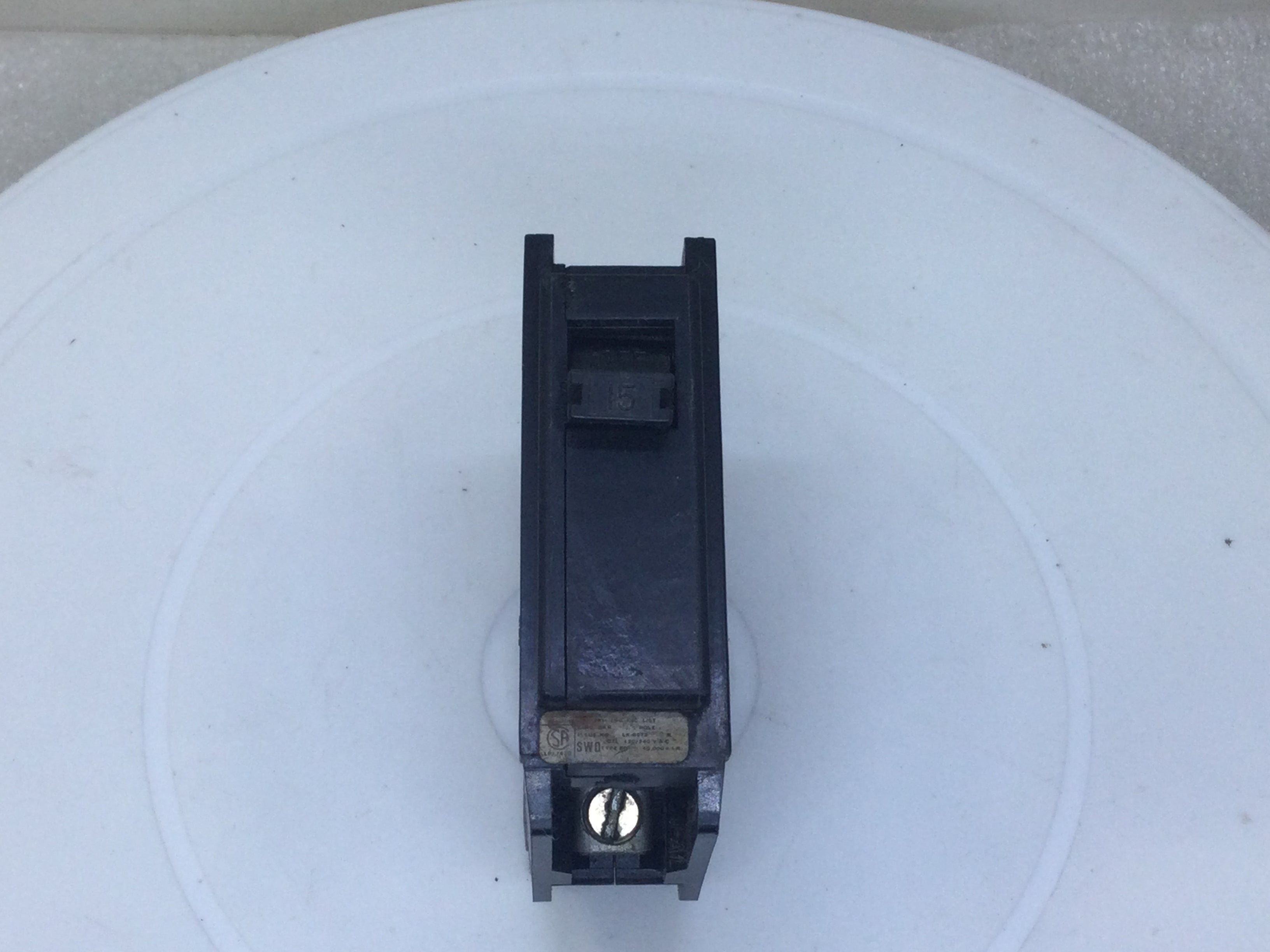Challenger BQ1C015 15 Amp 1 Pole 120/240V Type BQ Bolt On Circuit Brea
