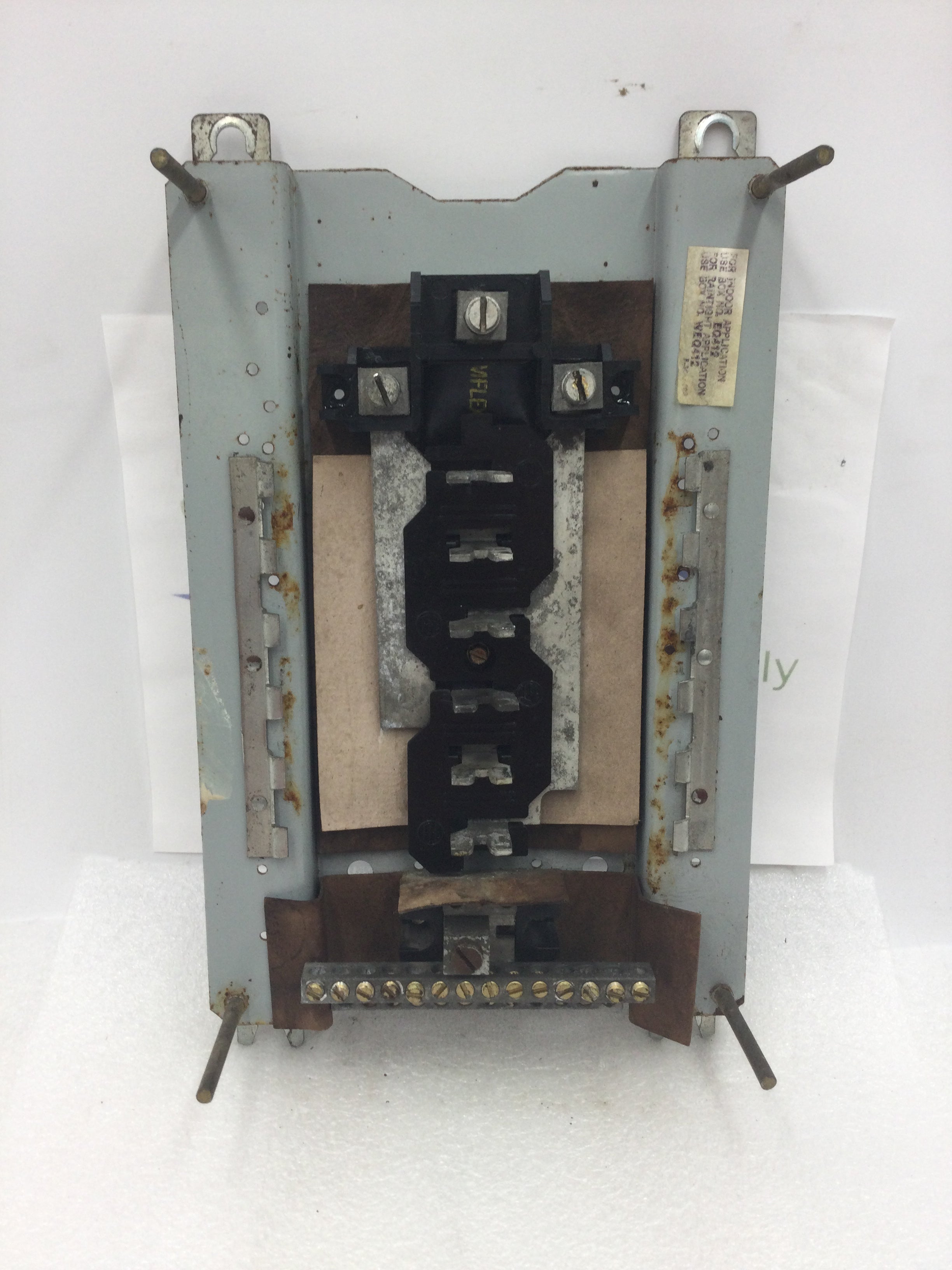 ITE EQ412/WEQ412 3 Phase 6 Space/12 Circuit 125 Amp 120/240 VAC Load C