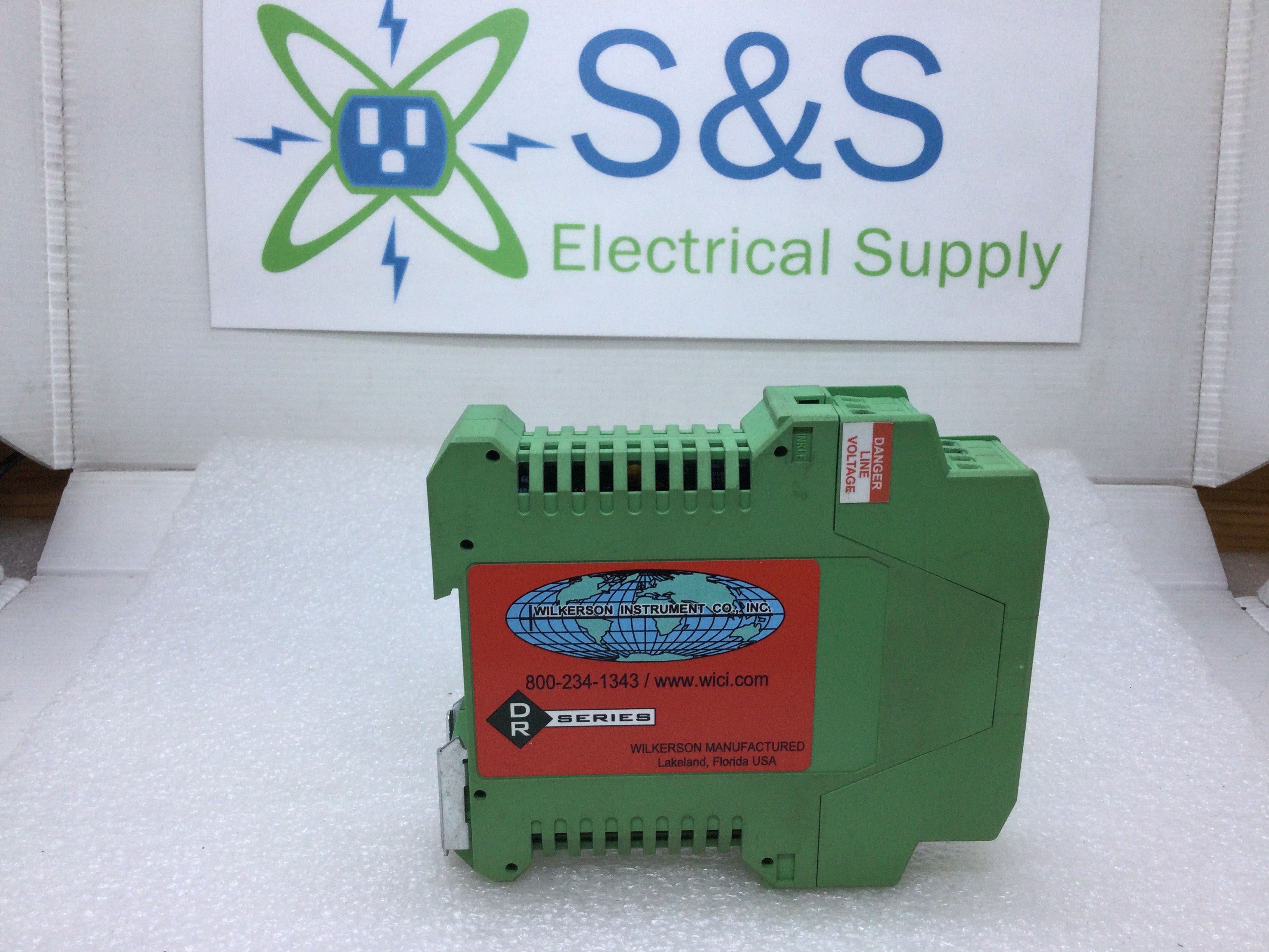 Wilkerson Instruments DR1920 Back-Up Pump Controller Power:85/250V, 2V