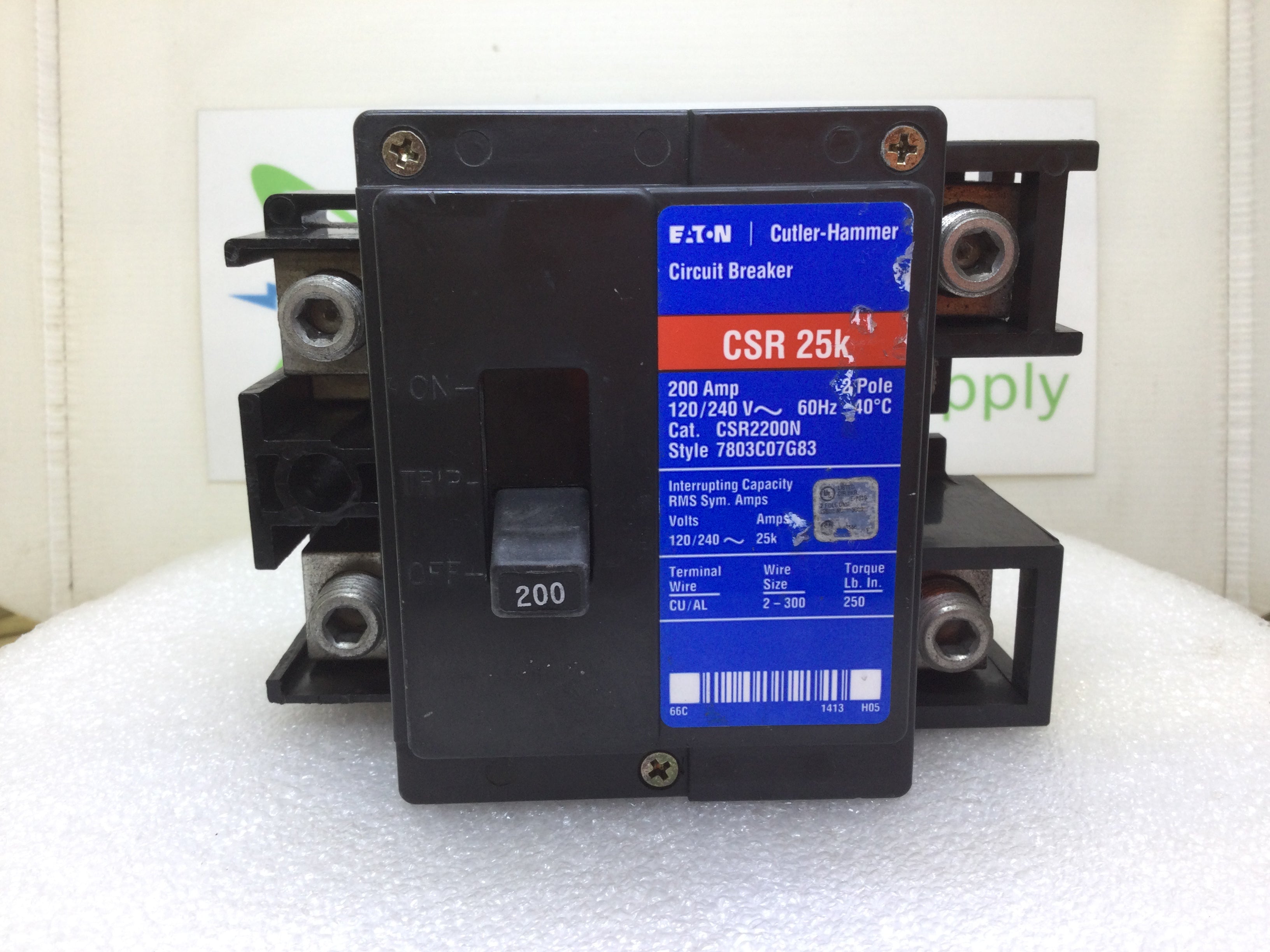 Cutler Hammer CSR2200N 200A 2 Pole 120/240v Breaker w/Load Lug Convers