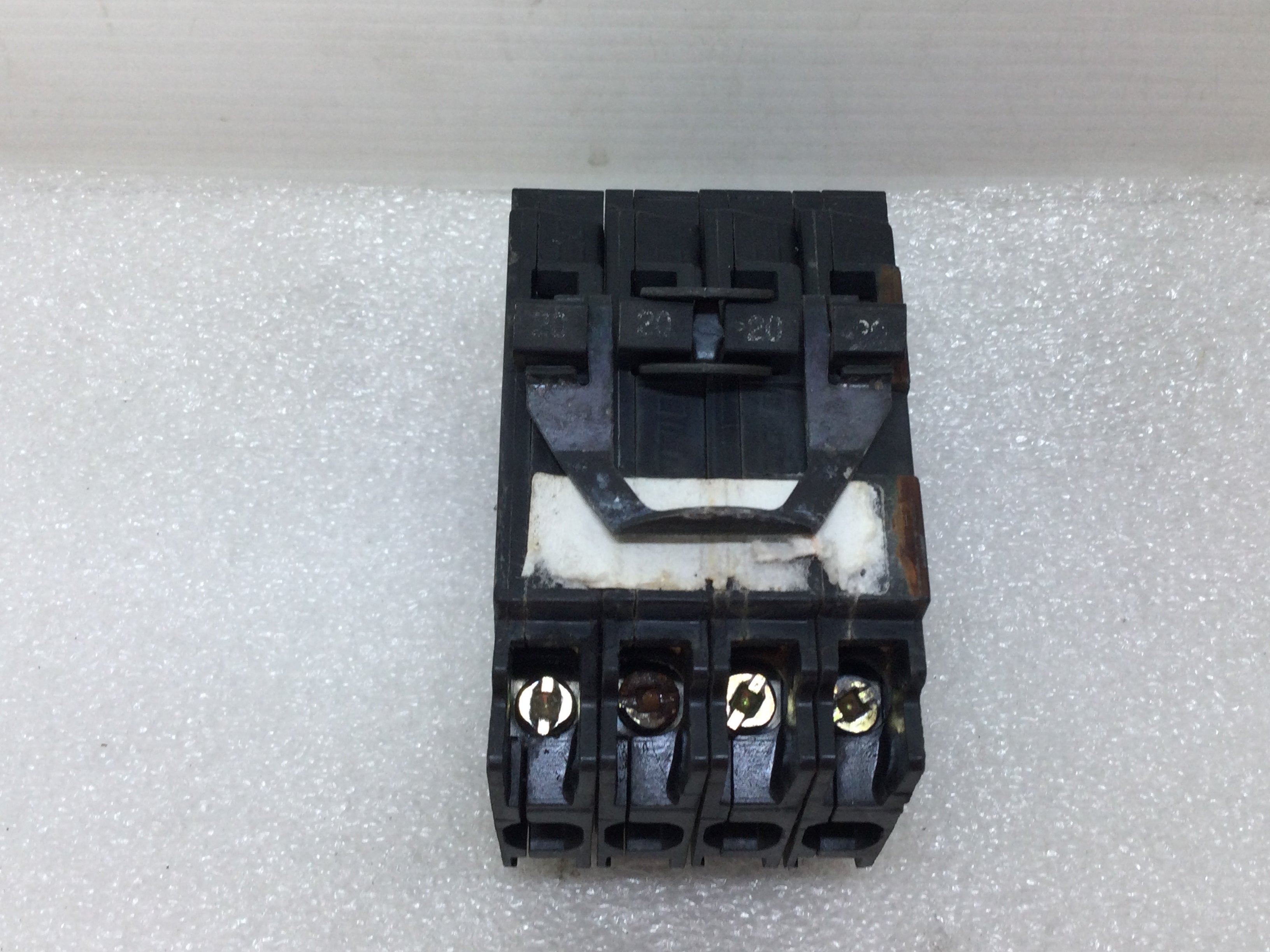 Murray MP220220 20 Amp 2 Pole 120/240V Quad Circuit Breaker