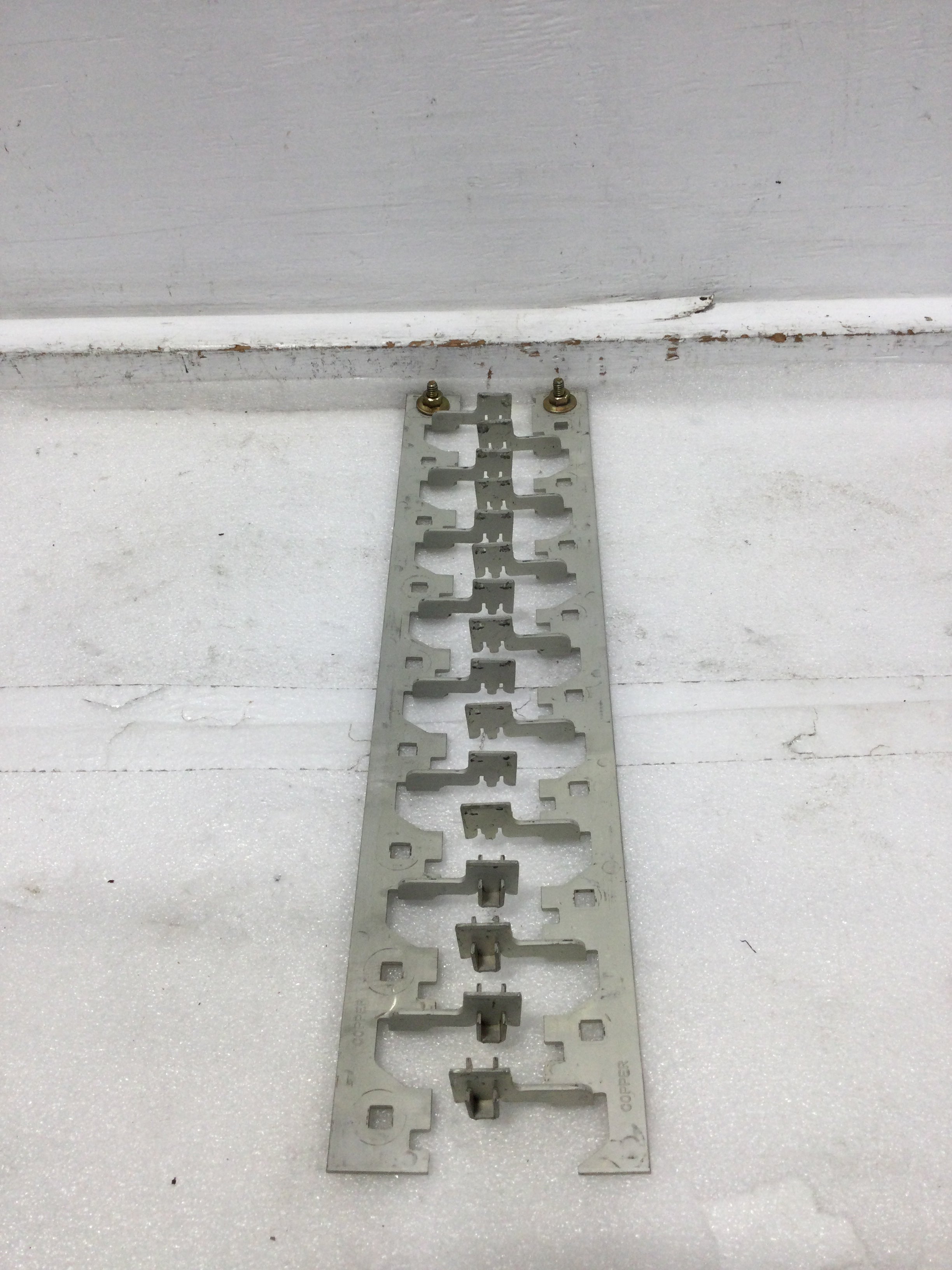 GE TLM3220CCU 16 Space Load Center Left & Right Breaker Buss Bars Only