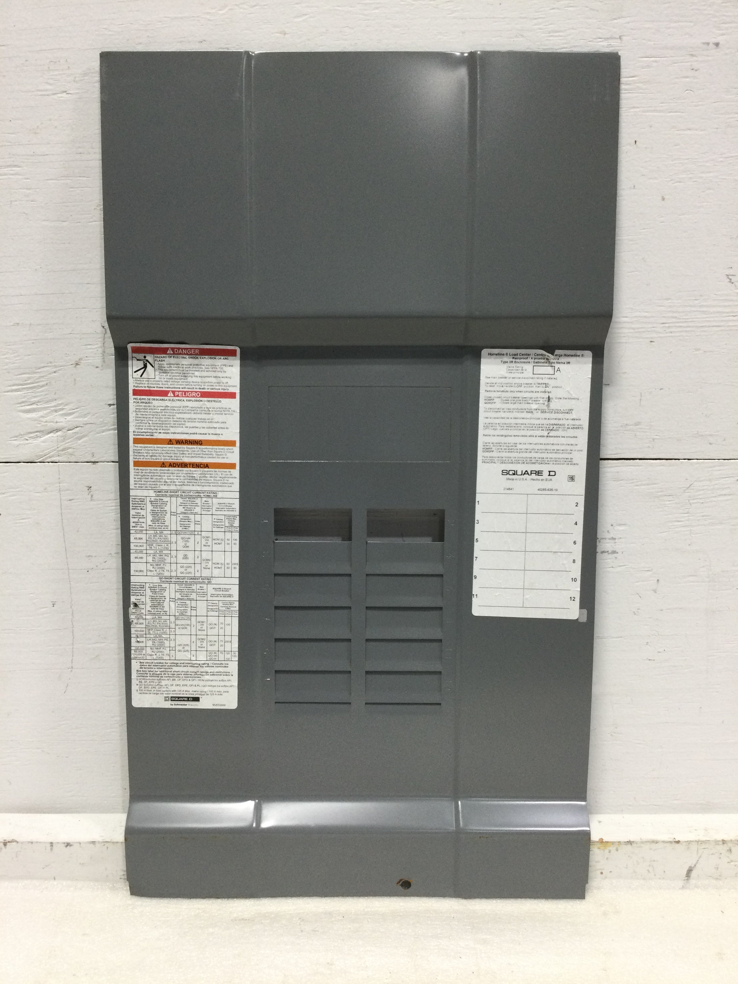 Square D HOM12L225PRB 12 Space 120/240V Dead Front w/Main 24 1/2" x 14