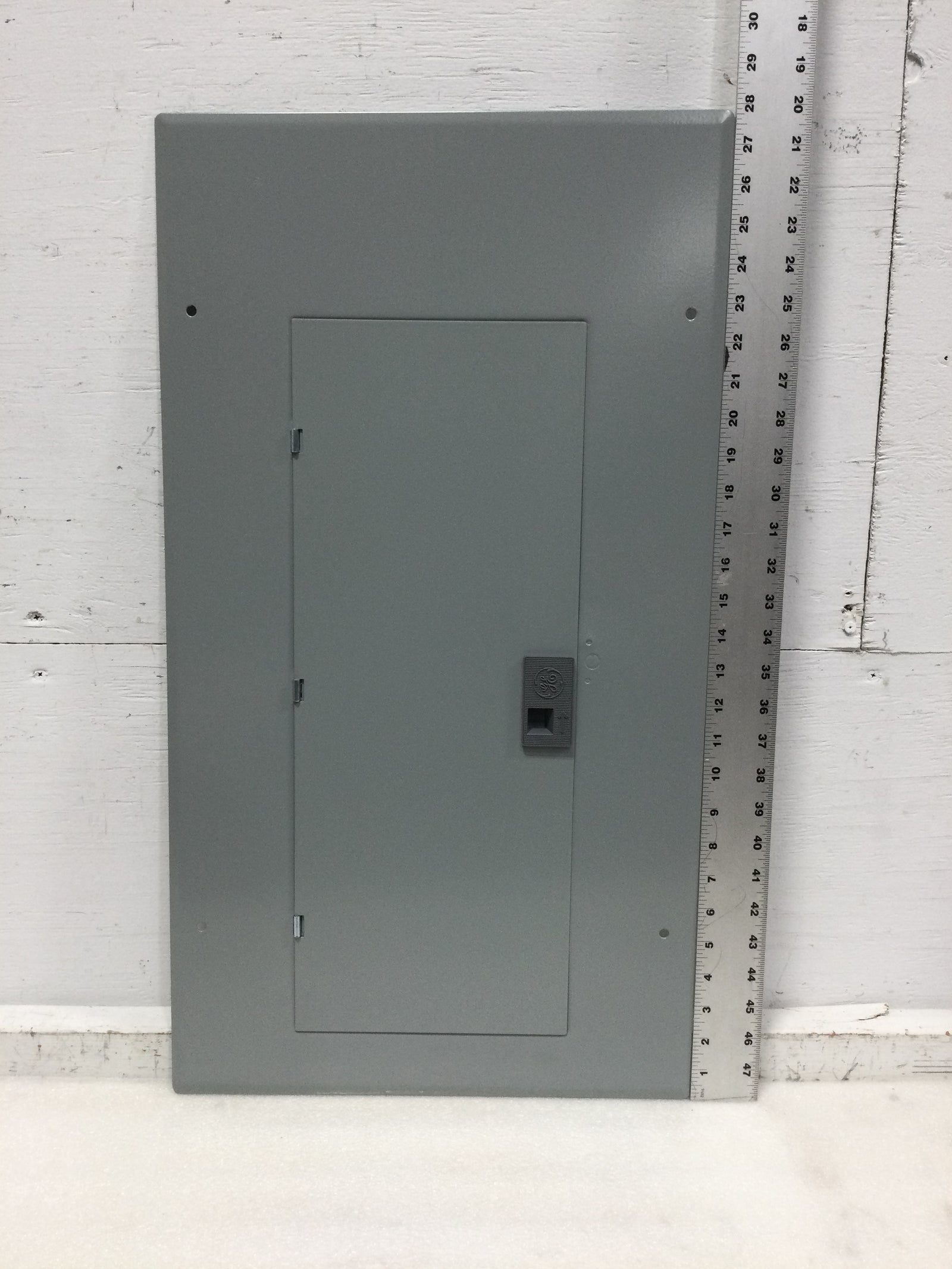 GE TLM2020 200 Amp 20 Space 40 Circuits Cover/Door Only 27 7/8" x 15 3