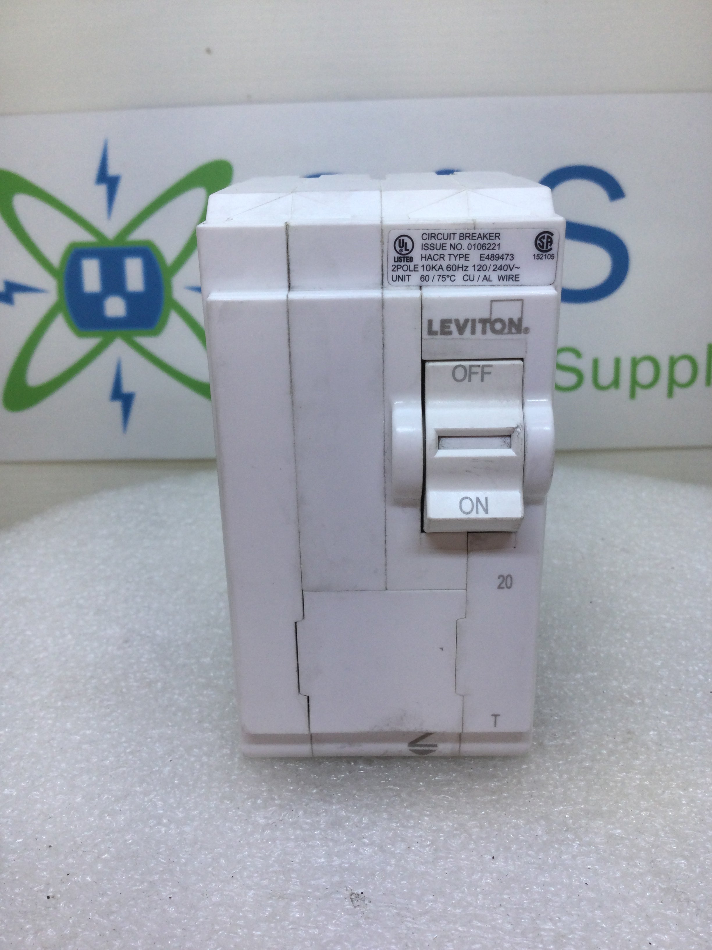 Leviton LB220-T 20 Amp 2 Pole 120/240v Plug on Standard Branch Circuit