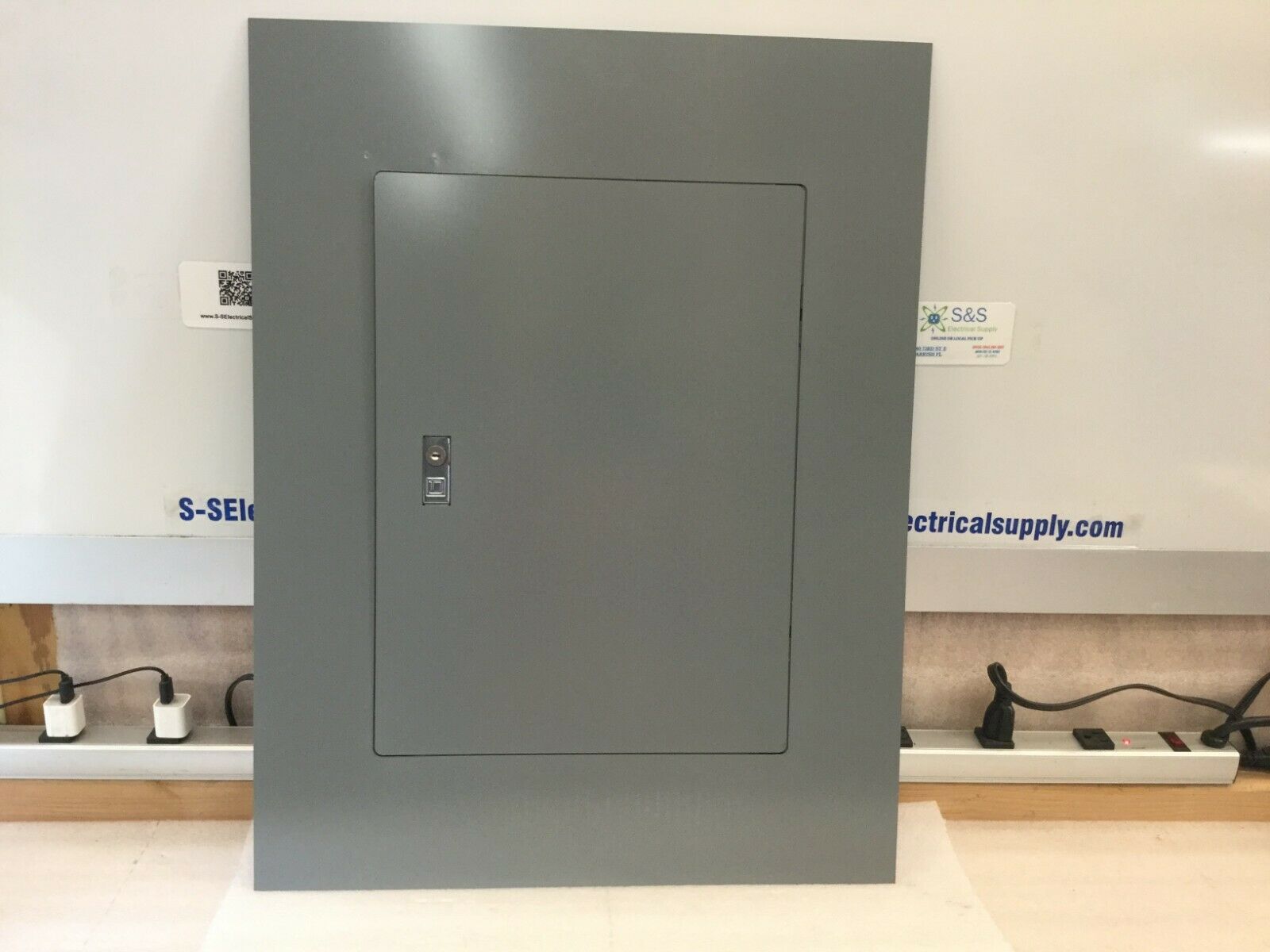 Square D Nc26s Surface Mount Panelboard Indoor Cover