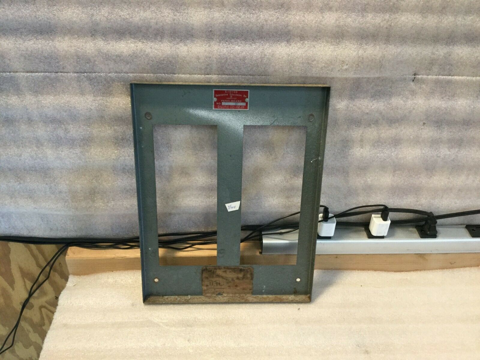 Walker Electric Co. 125 Amp 3 Wire 120/240v Panel Cover Dead Front
