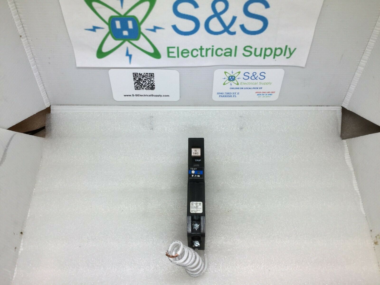 Eaton CHFAFGF115 Dual Purpose CAF/GF 15 Amp 120v 1 Pole Circuit Breake