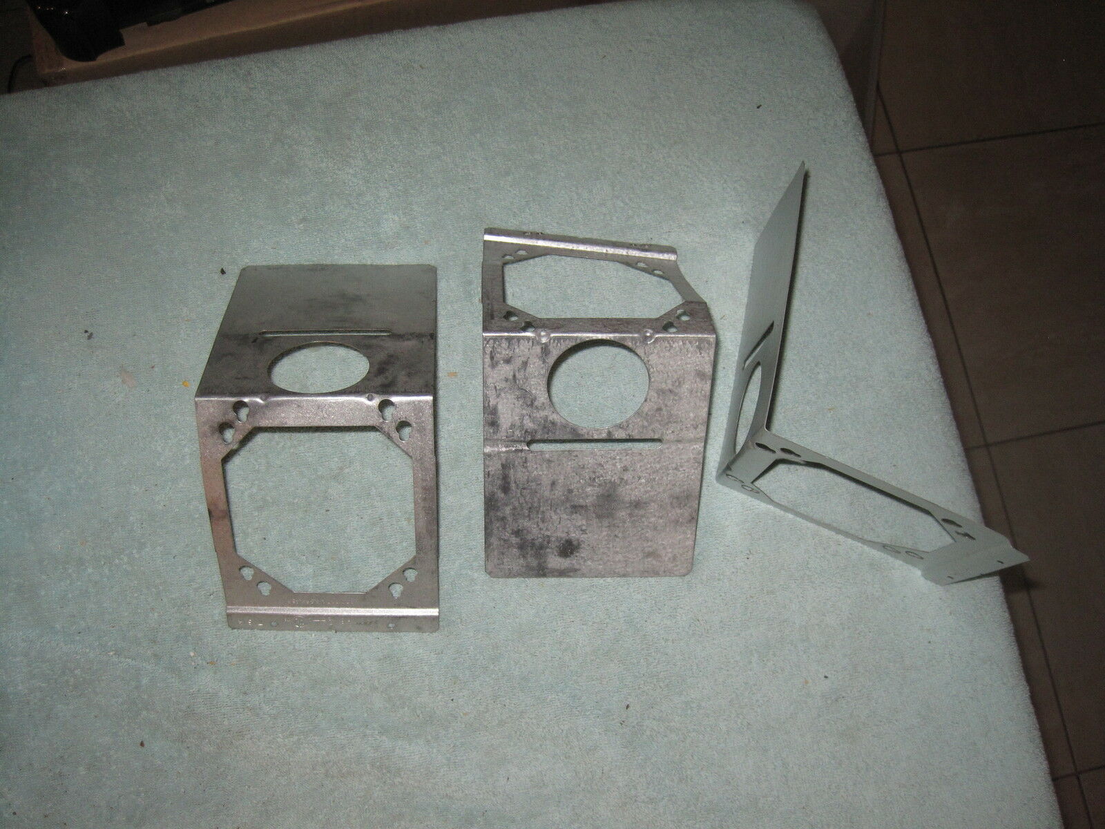 (Lot Of 29) Caddy H6 Mounting Brackets