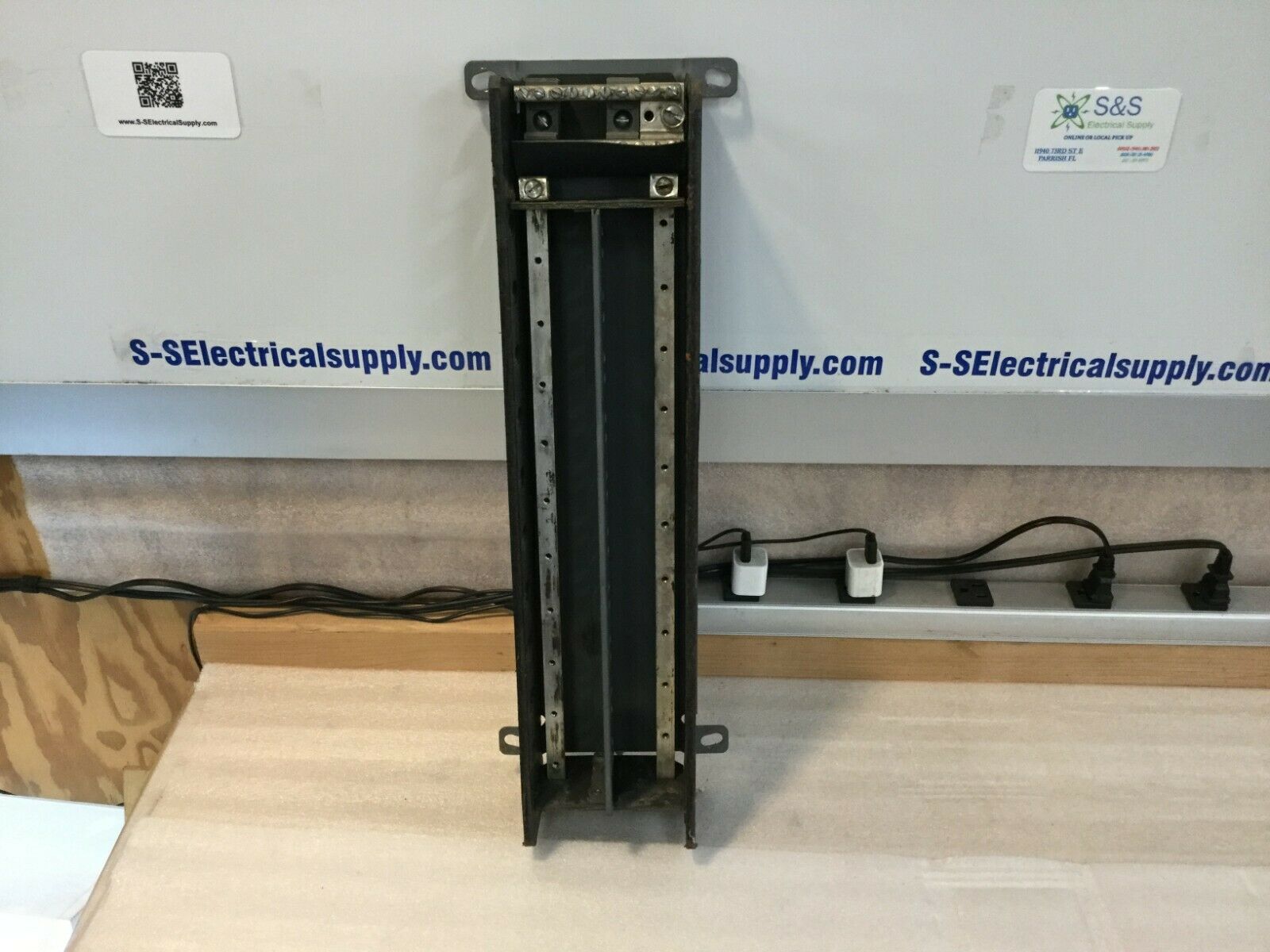 Pushmatic Bulldog 120/240v P1-20-3L Panel Guts 3 Wire 100 Amp 10/20 Sp