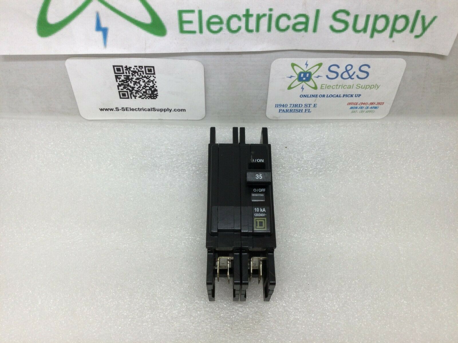 Square D QOU235 2 Pole 35 Amp 240 Volt Circuit Breaker