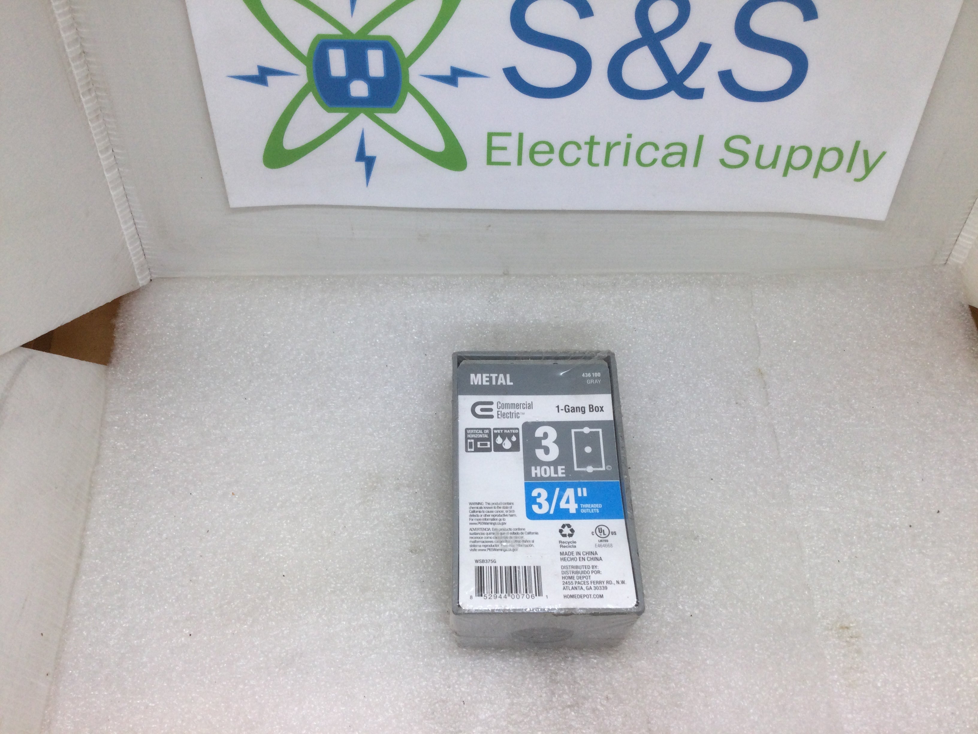 Commercial Electric WSB375G Single Gang All-Weather Device Box 3 Hole