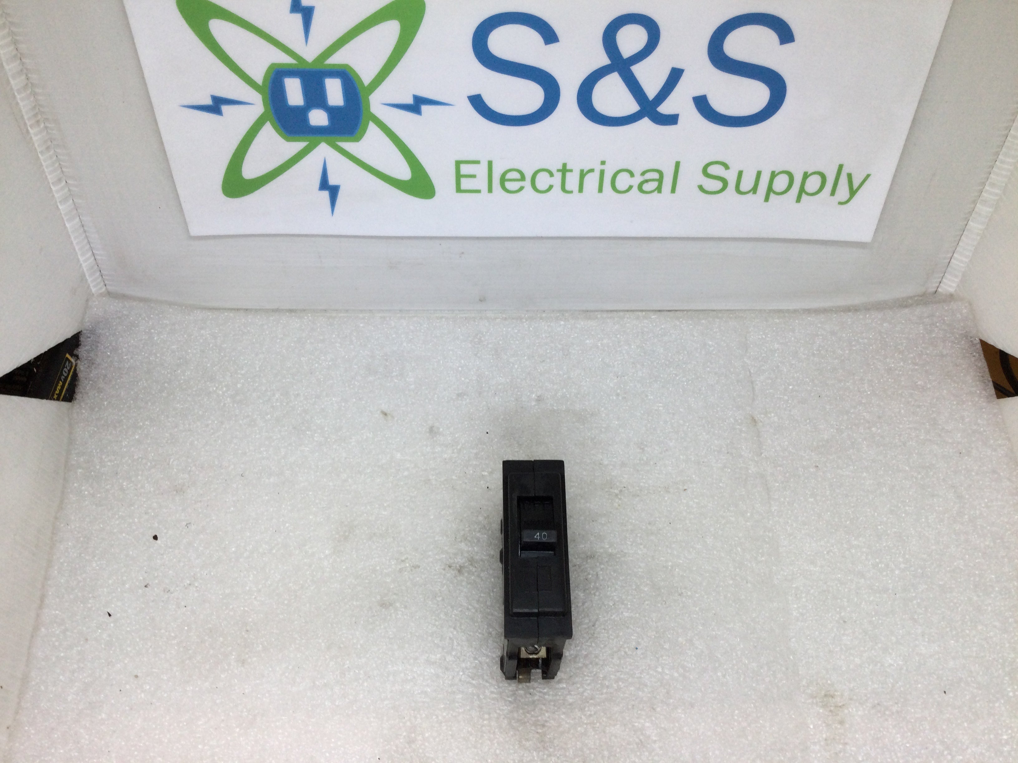 General Electric TQL1140 Single Pole 40A 120V Type TQL Circuit Breaker