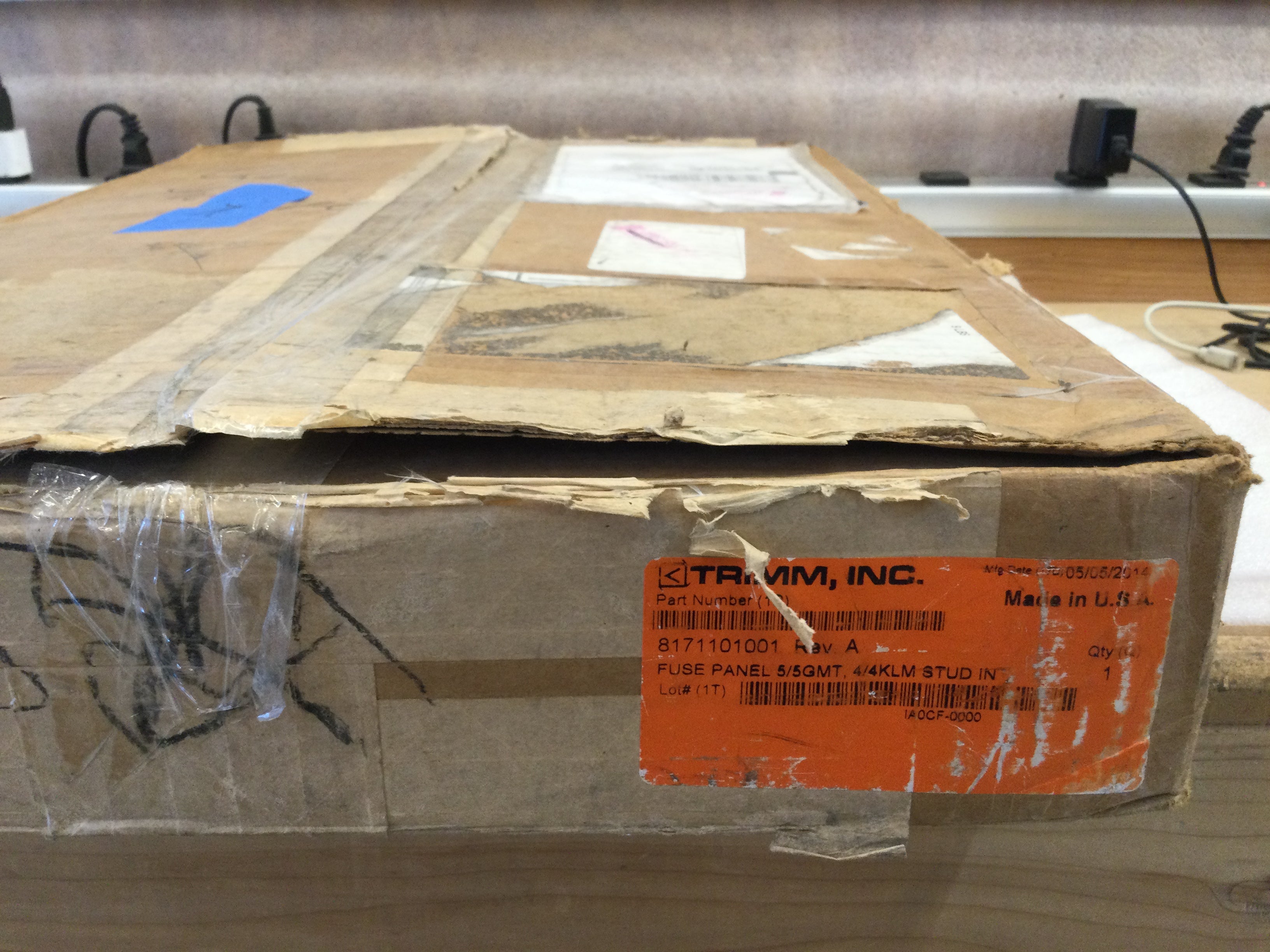 Trimm, Inc 8172111001 KLM GMT Fuse Panel ¬±24-48V DC 2 Bus 125A Type K
