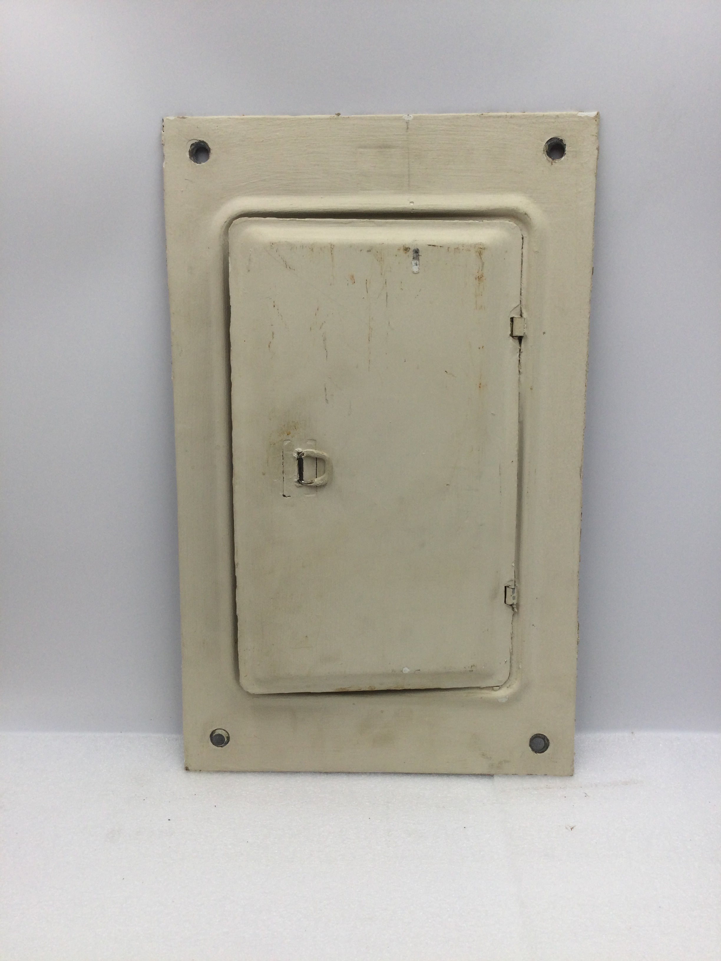 Square D QO-18-410 100 Amp Series 2 20 Space QO Load Center Cover/Pane