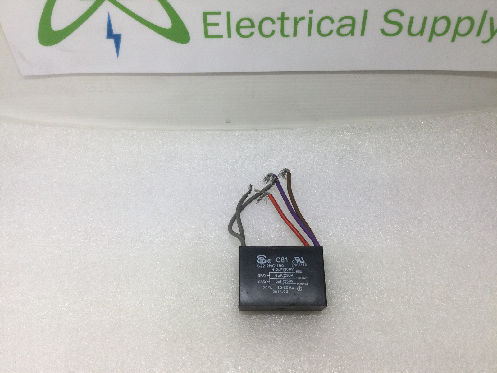 Servicefirst C61 E185116 Degrees C22.2 No.190 4.5uf, 6uf, 5uf Capcitor