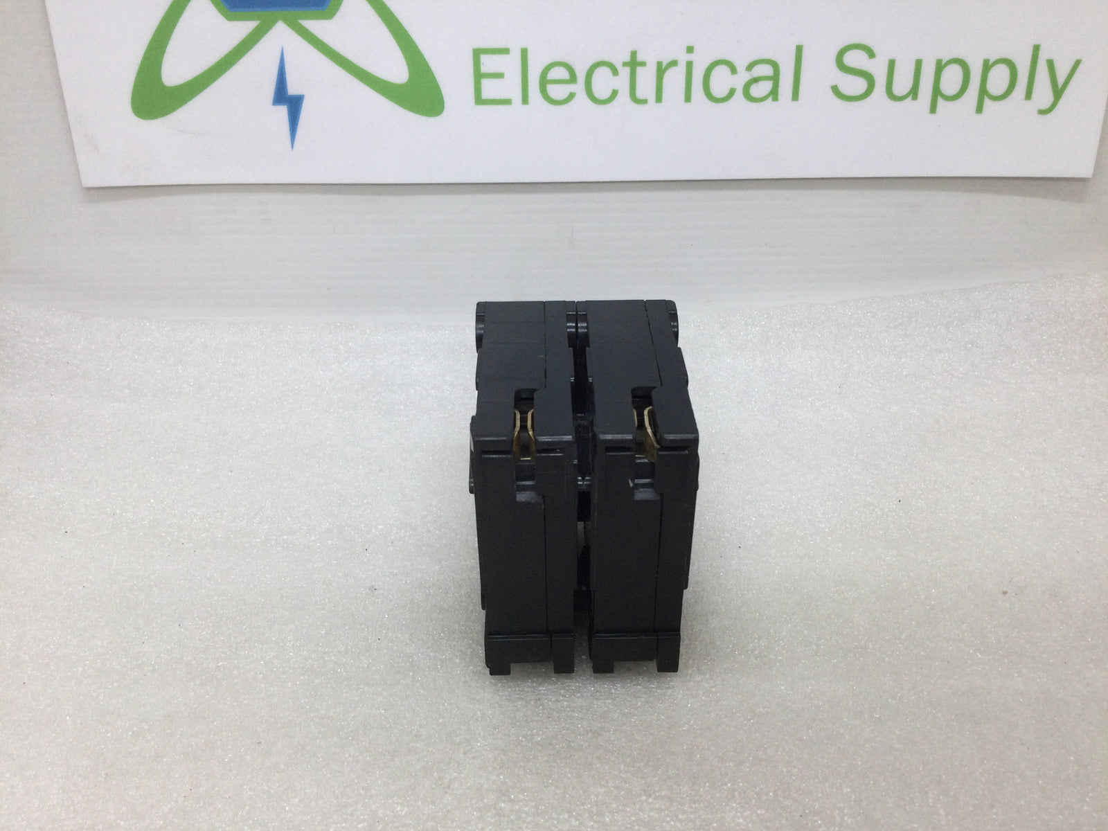 Murray/Crouse Hinds MP220 20 Amp 2 Pole 120/240V Circuit Breaker