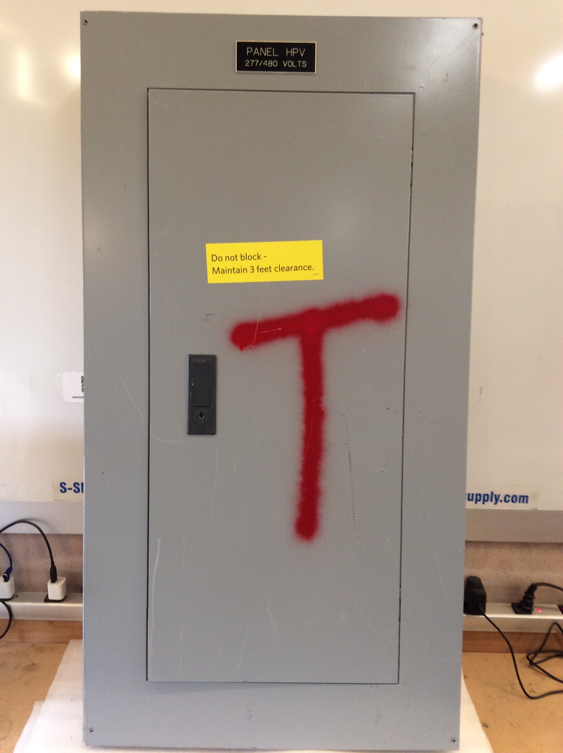 Siemens S2E30ML250CTS 3 Phase 4 Wire 250A 480Y/277V Type S2 Nema1 MLO