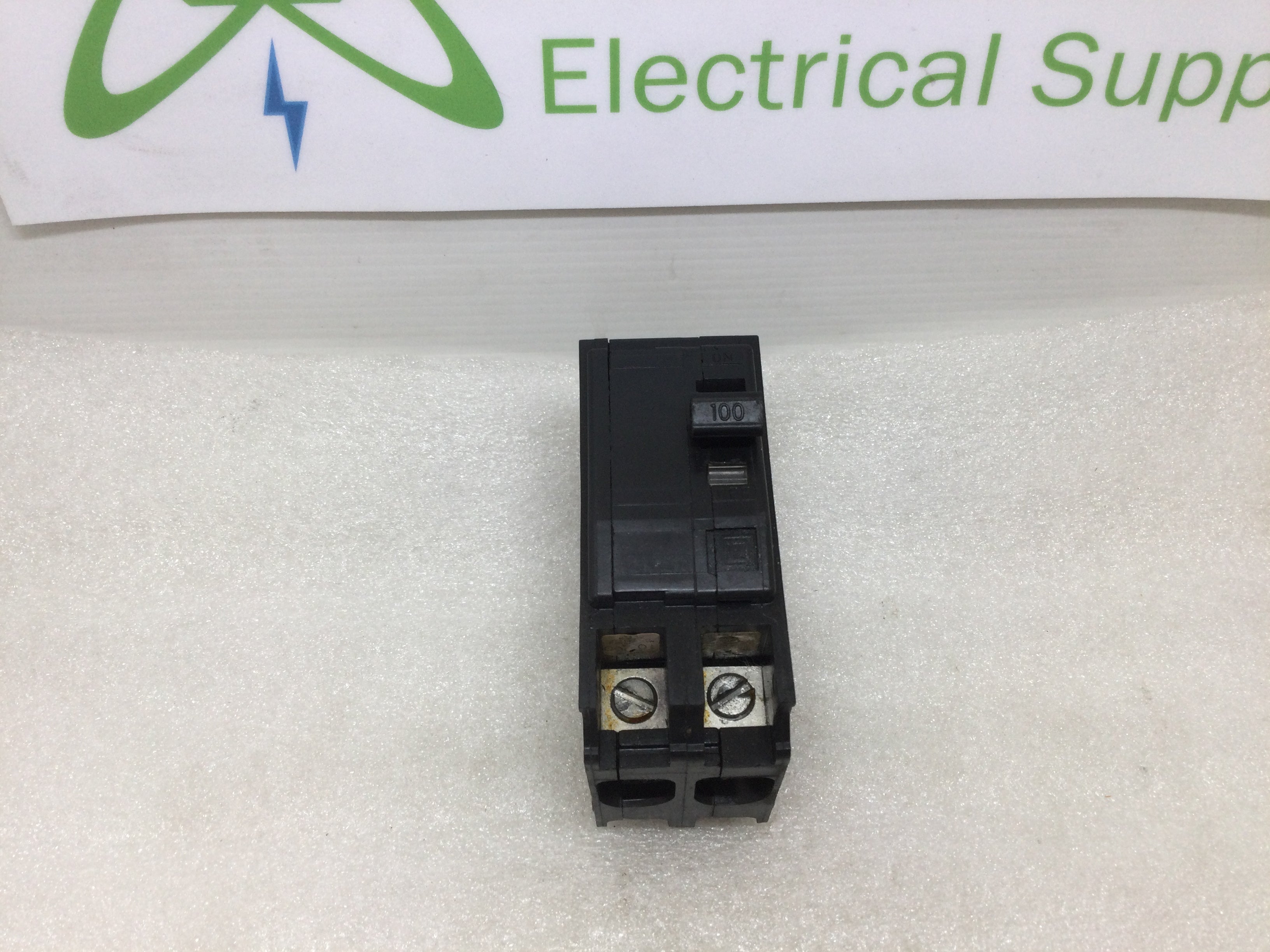 Square D QO2100 100 Amp 2 Pole 120/240V Circuit Breaker - Black Face