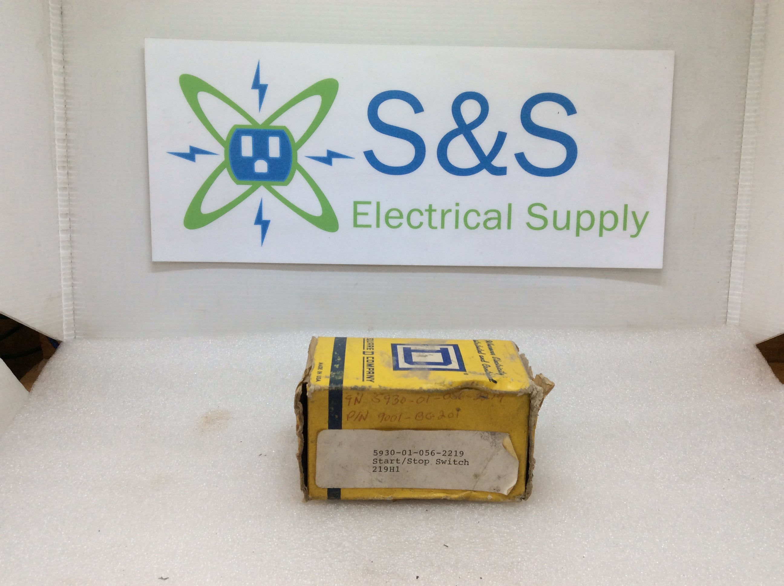 Square D 9001BG201 Standard Duty Start/Stop Pushbutton Control Station