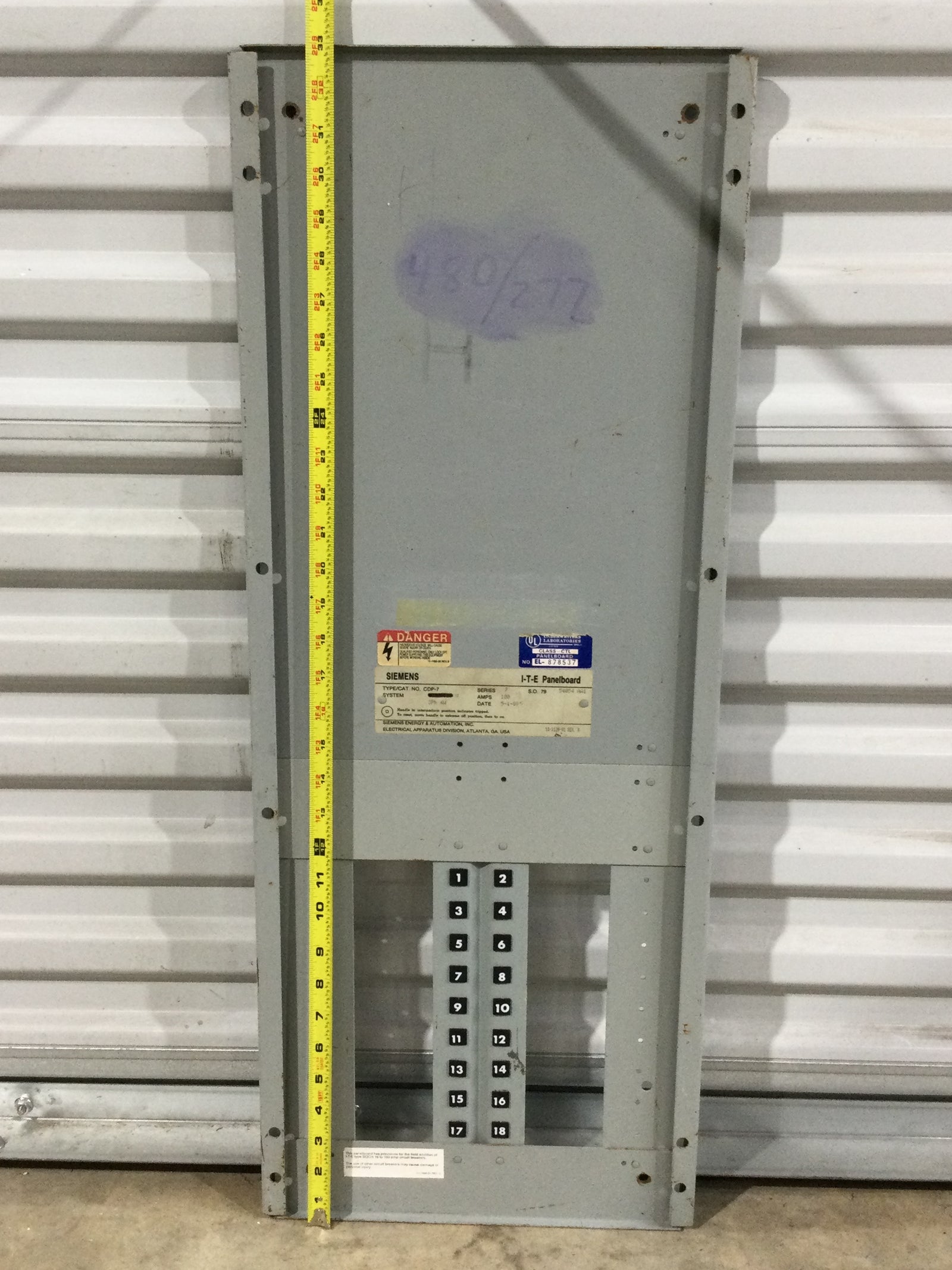 Siemens/ITE CDP-7 100 Amp Series 7 3 Phase 4 Wire Panelboard 33" x 12