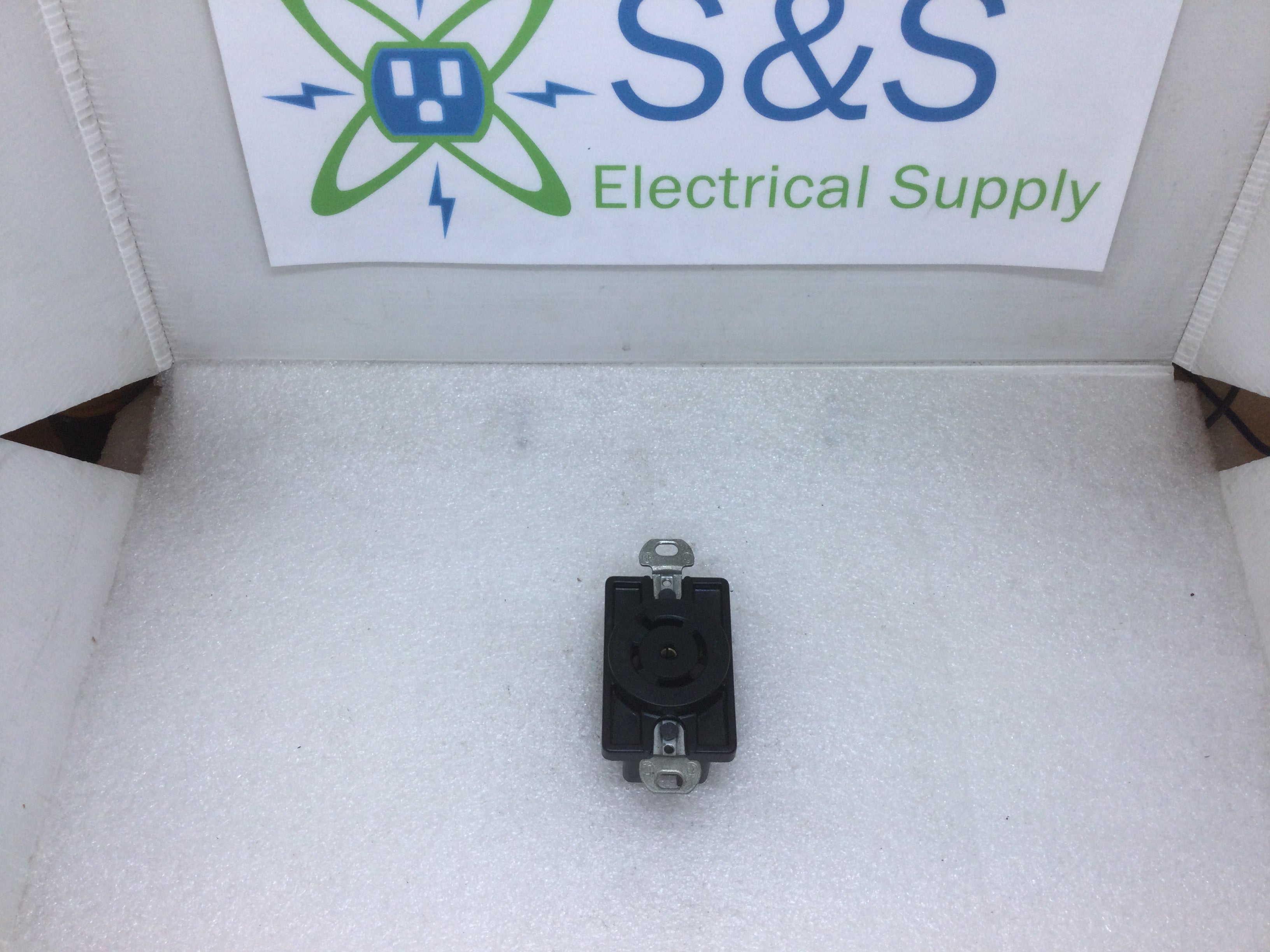 Hubbell HBL2530 20A 347/600V 3 Pole 4 Wire Twist Lock Receptacle