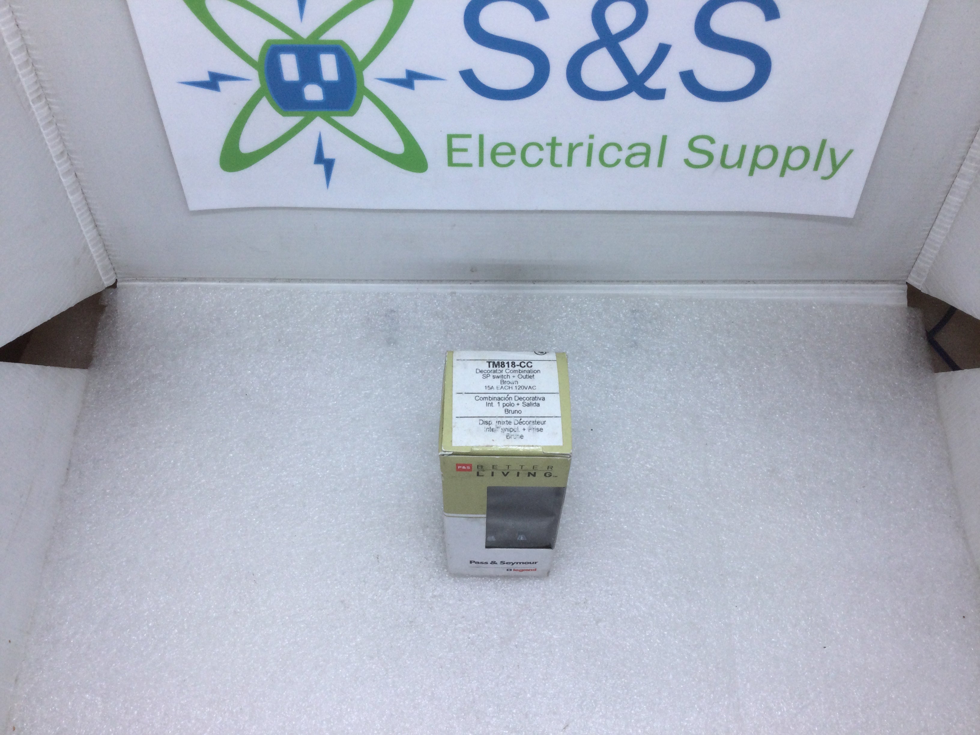 Pass & Seymour Legrand TM818-CC Decora Style Combination SP Switch/Out