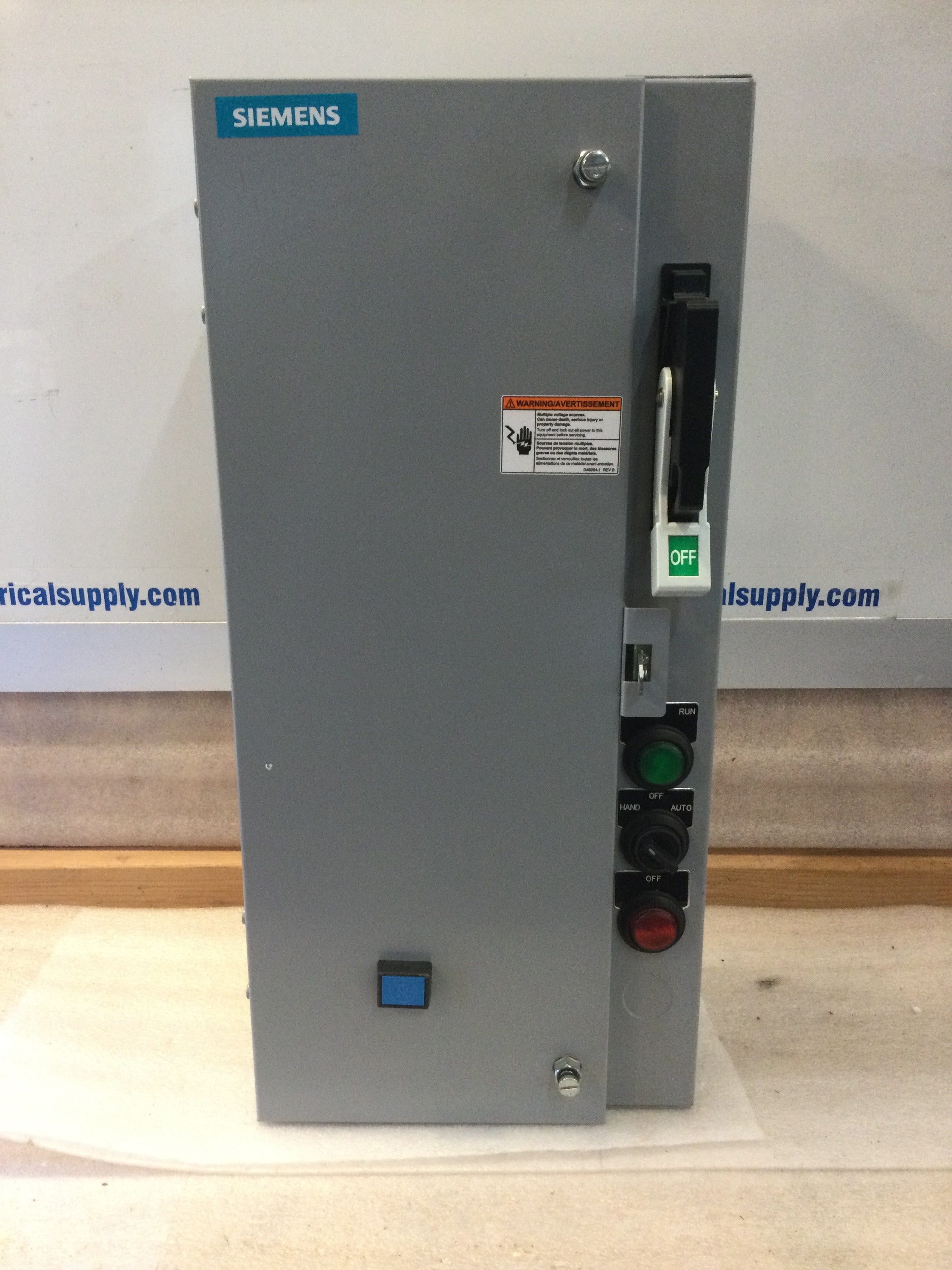 Siemens 17CSB92BF11 Combination Magnetic Starter 120V 3-Phase Nema 1 C