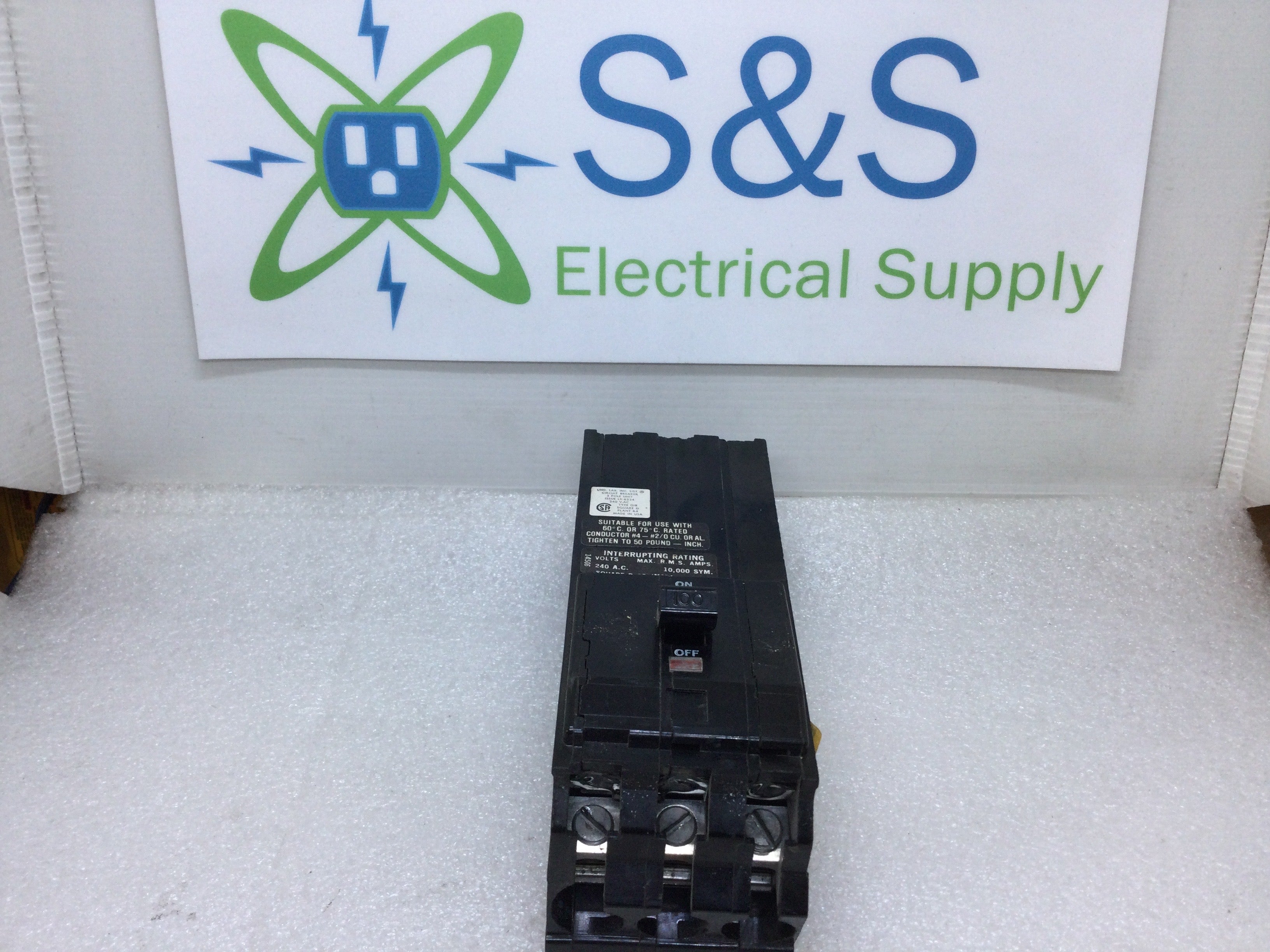 Square D Q1B3100 100 Amp 3 Pole 240V Type Q1B Circuit Breaker