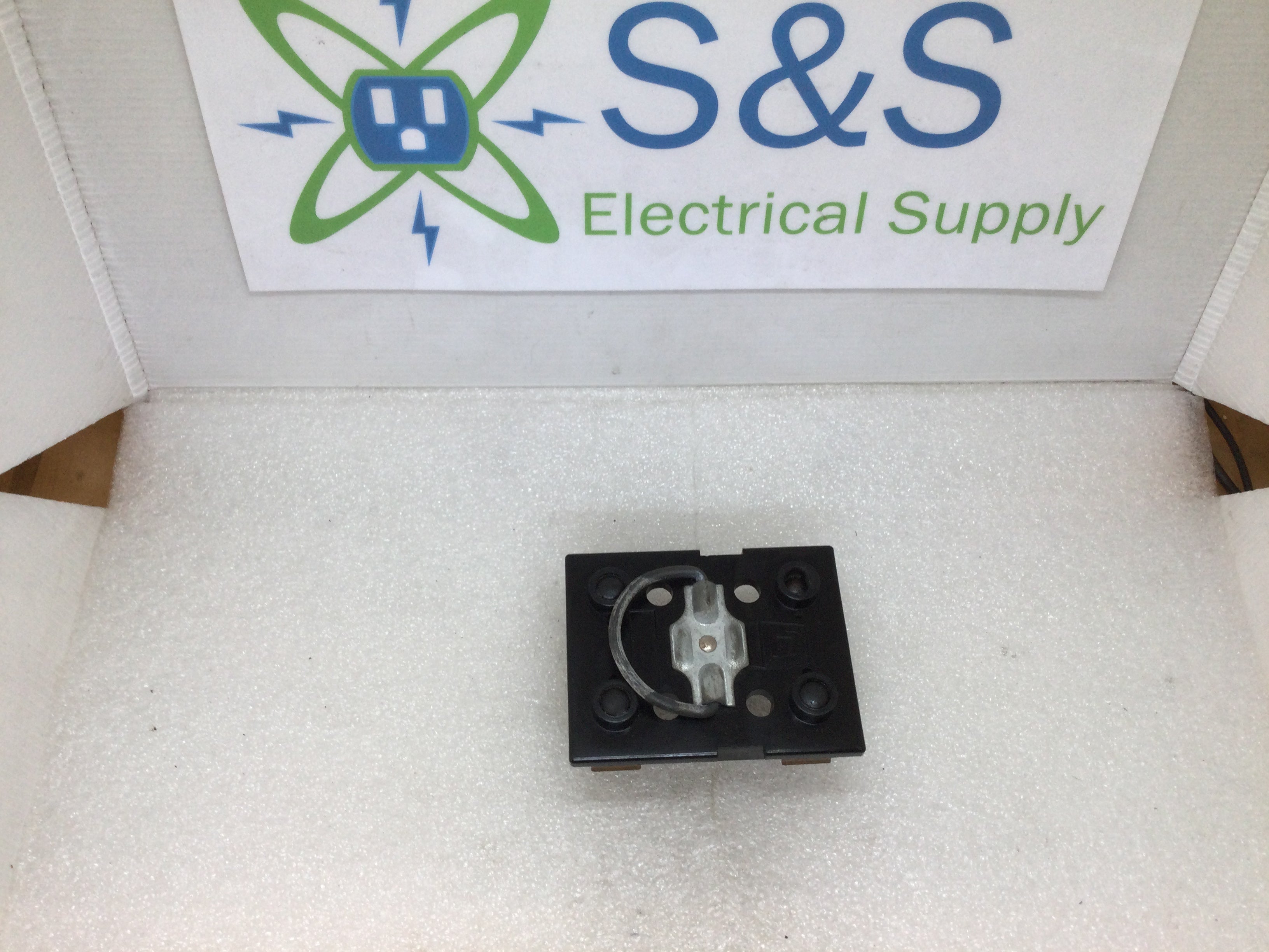 General Switch 50 Amp Range Fuse Pull Out 250VAC Holds 2 Class K5 Fuse