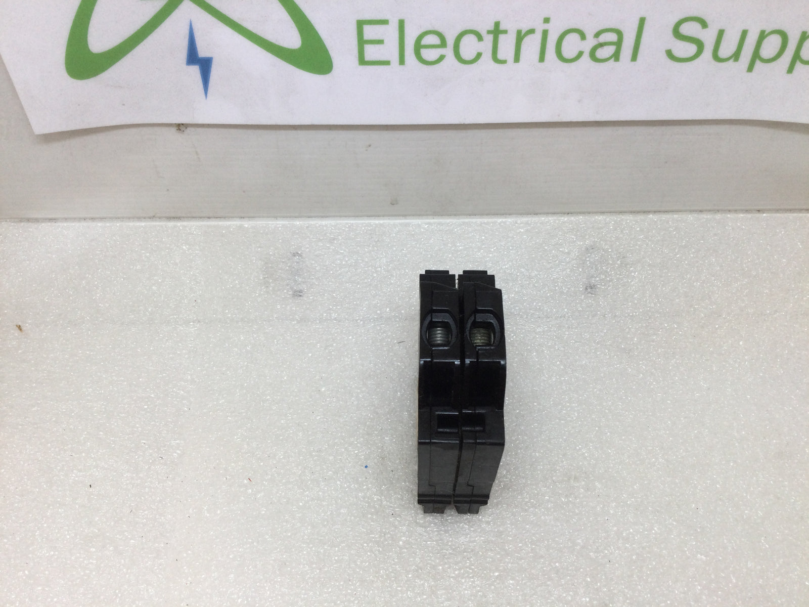 American A1515 15 Amp 2 Pole 120/240V Tandem Circuit Breaker
