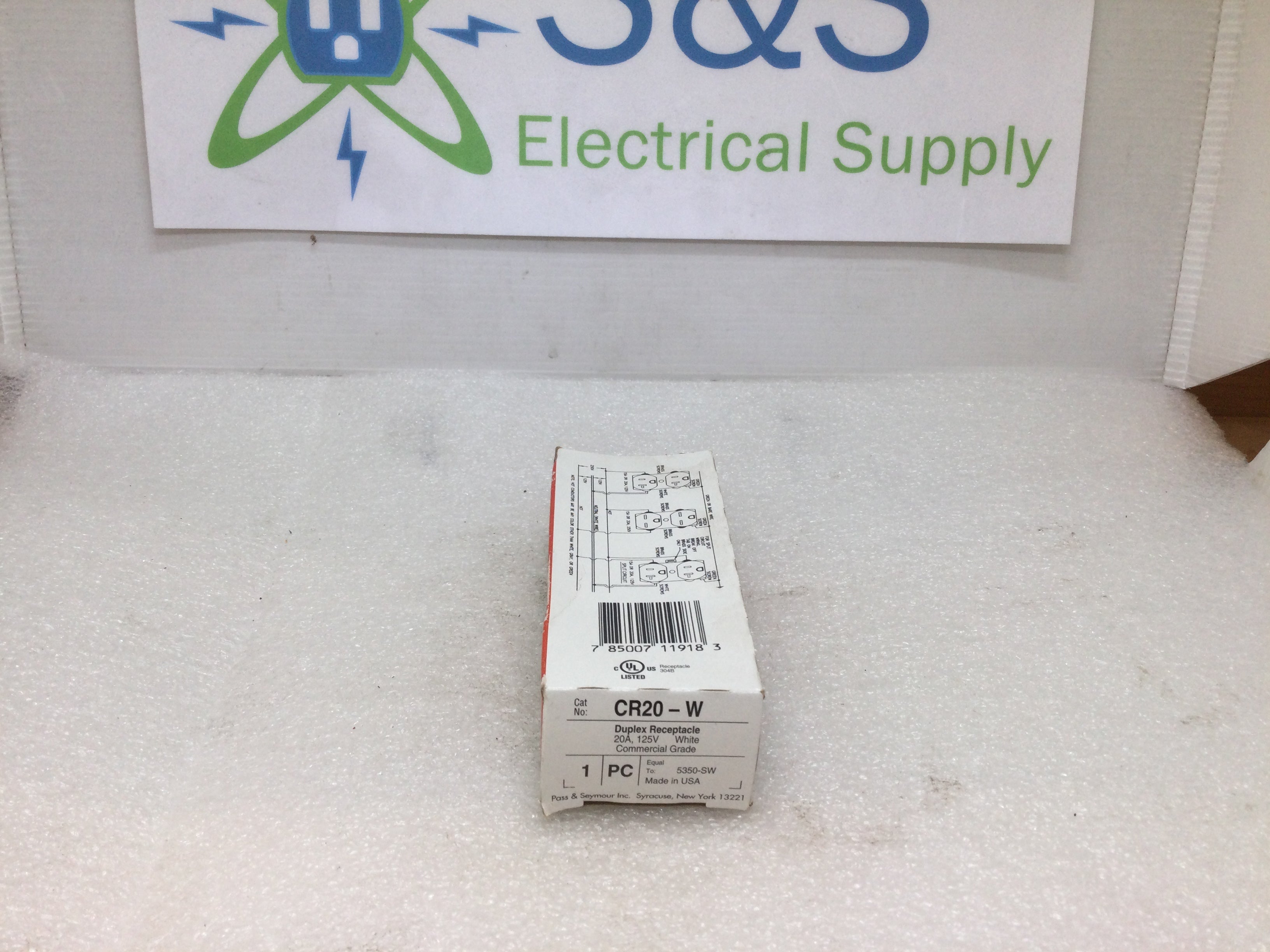 Pass & Seymour/Legrand CR20/CR20-W 20A 125V Commercial Grade Duplex Re
