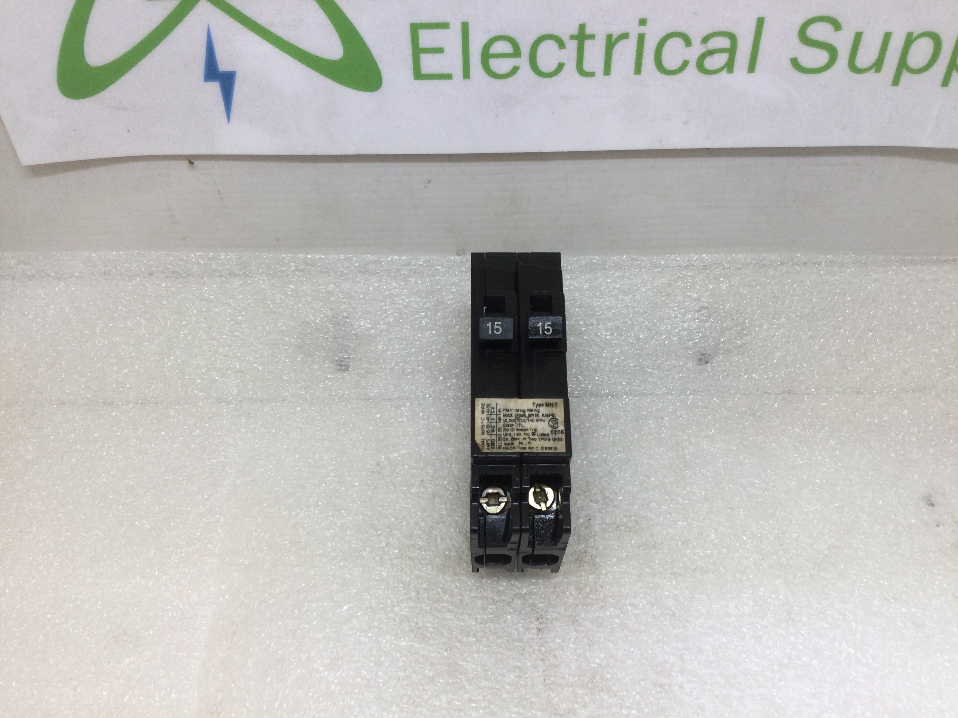 Murray/Crouse Hinds MP1515, MP1515N 15-15 Amp 240v Twin Tandem Circuit