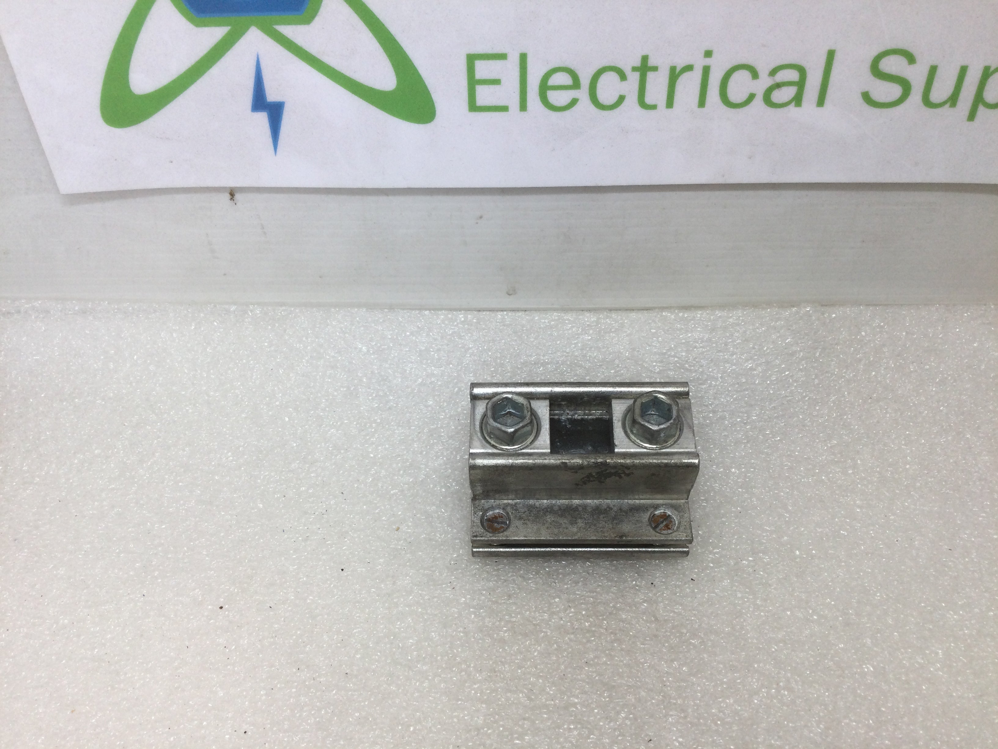 ILSCO G973 Neutral Electric Meter Channel Replacement Lug