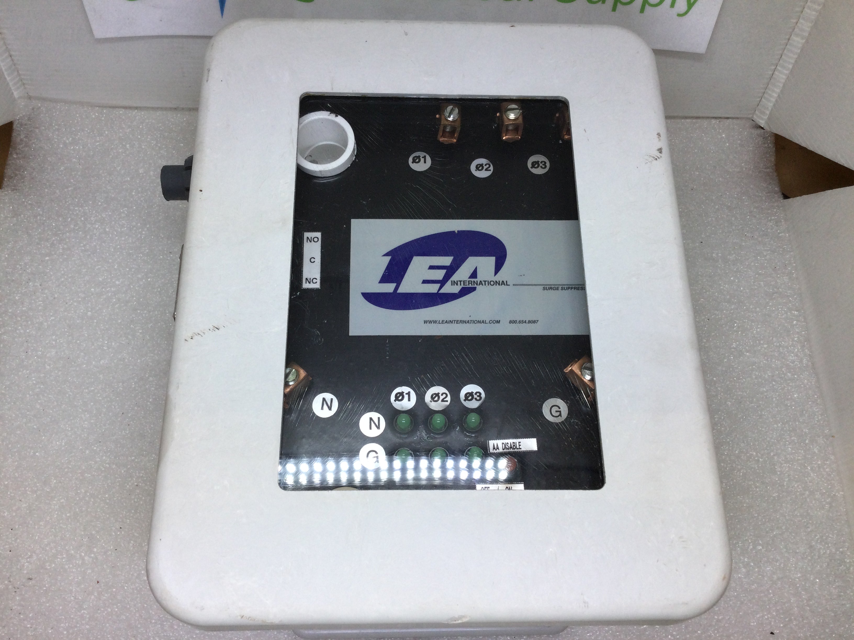 LEA International LSS-120/208-3Y 120/208V UNL Amps Part# A39-00-1000 3