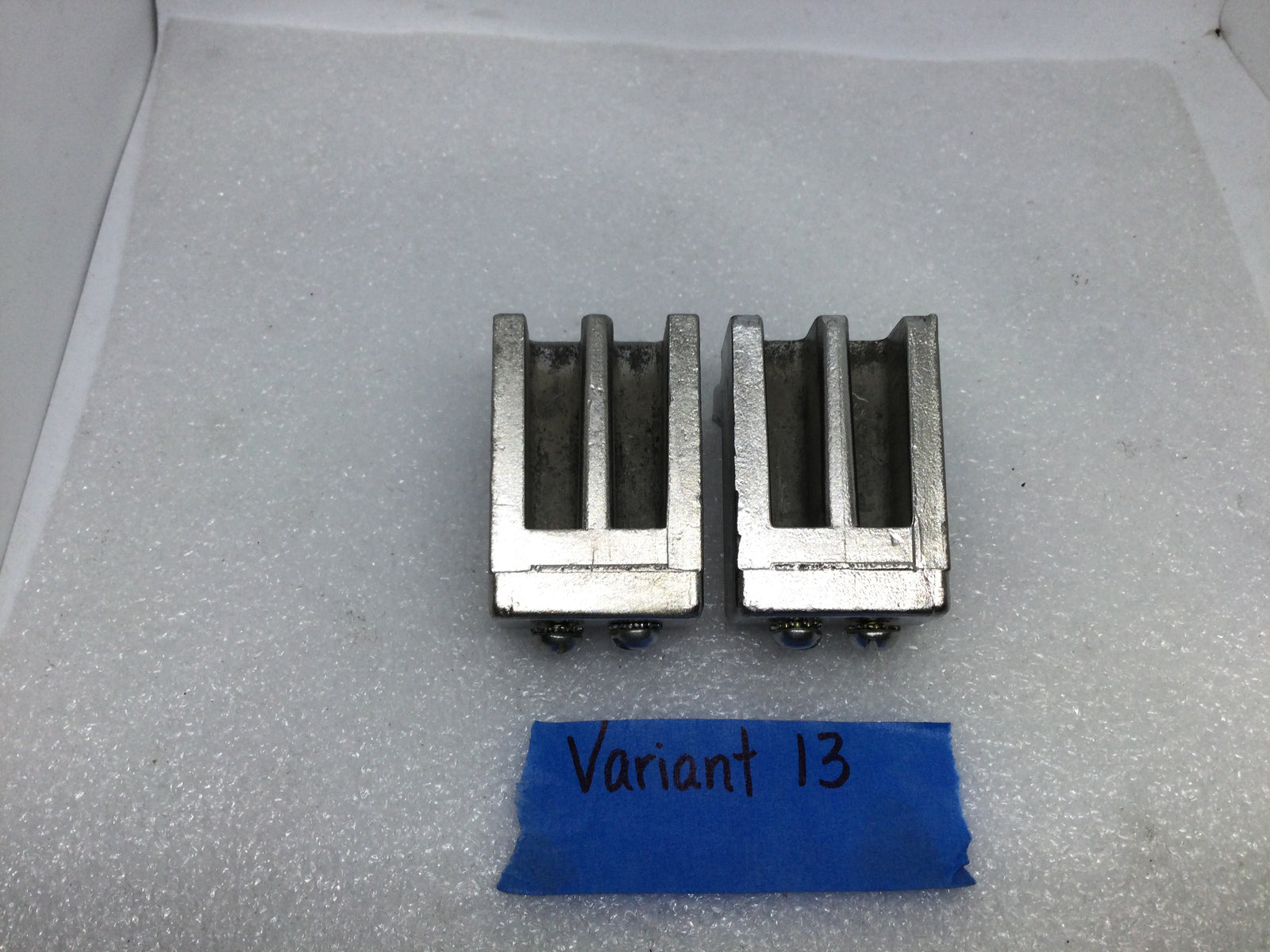 Siemens/ITE Stab-In Breaker to Main or Bus Bar Lugs mounting feet