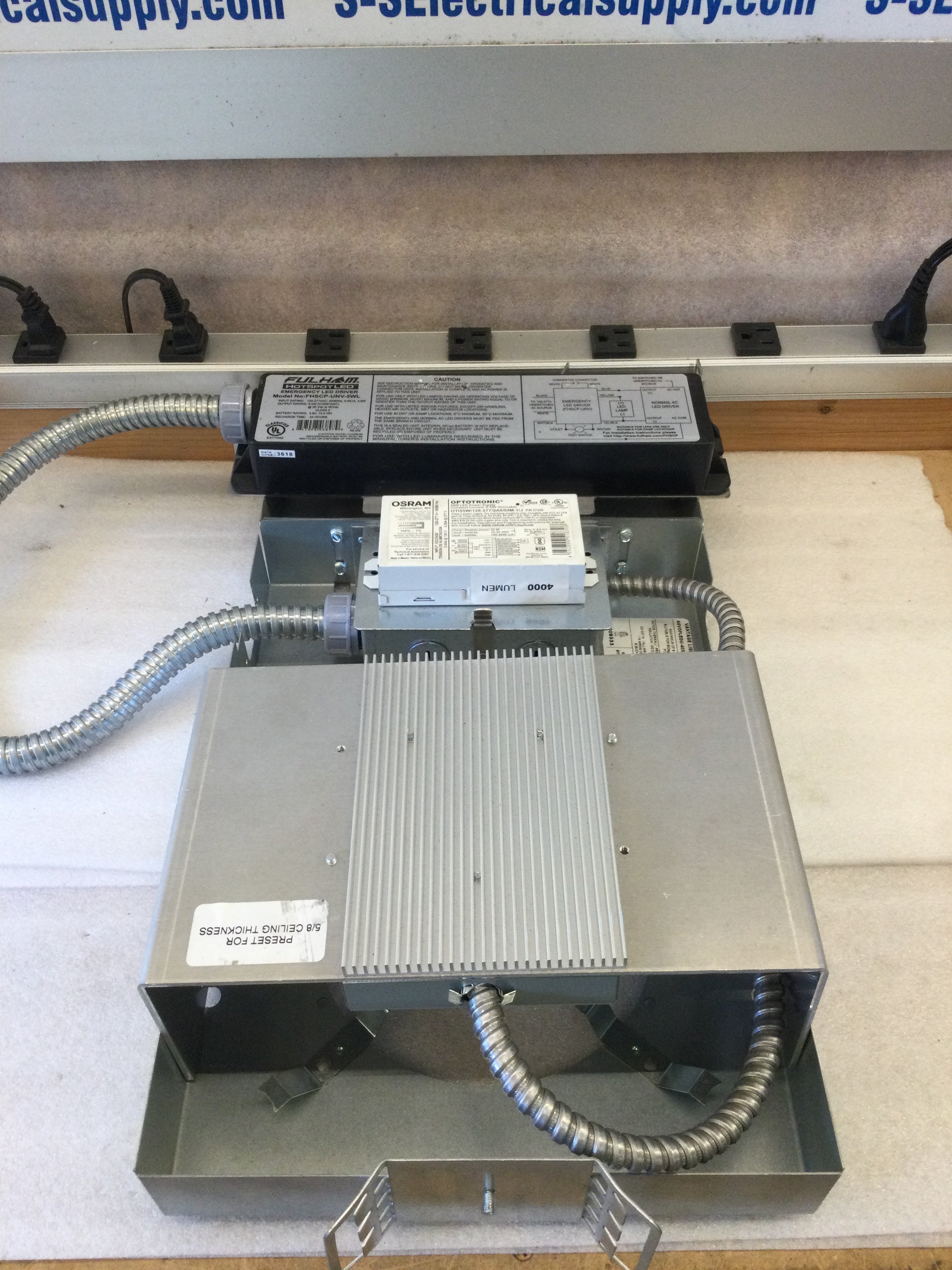 Vantage Lighting A6VOFLEDU-4035K-EMI 120/277VAC Recessed Housing For E