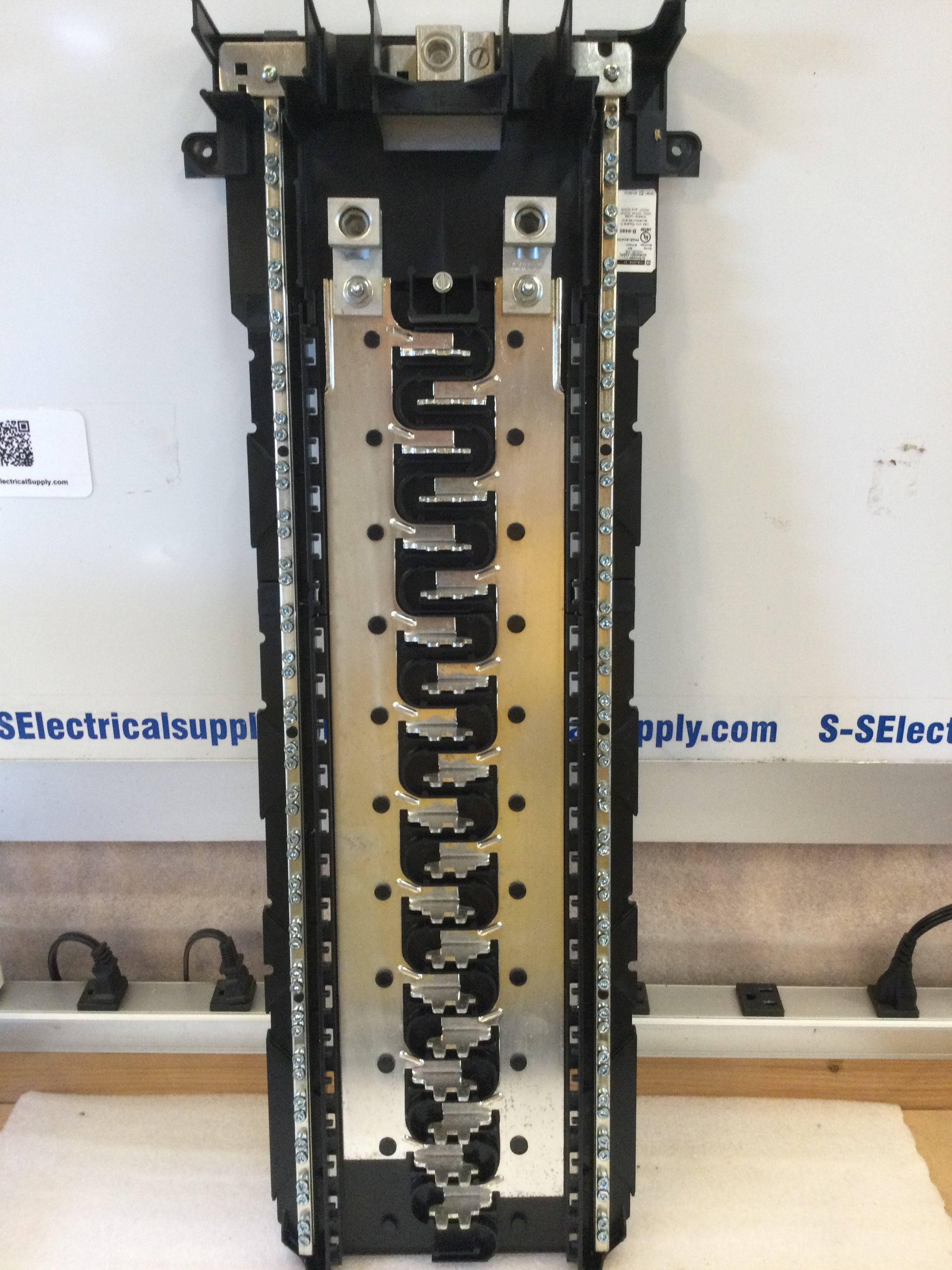 Square D HOM4080L225PC 40 Space/80 Circuit 225A 120/240VAC Single Phas
