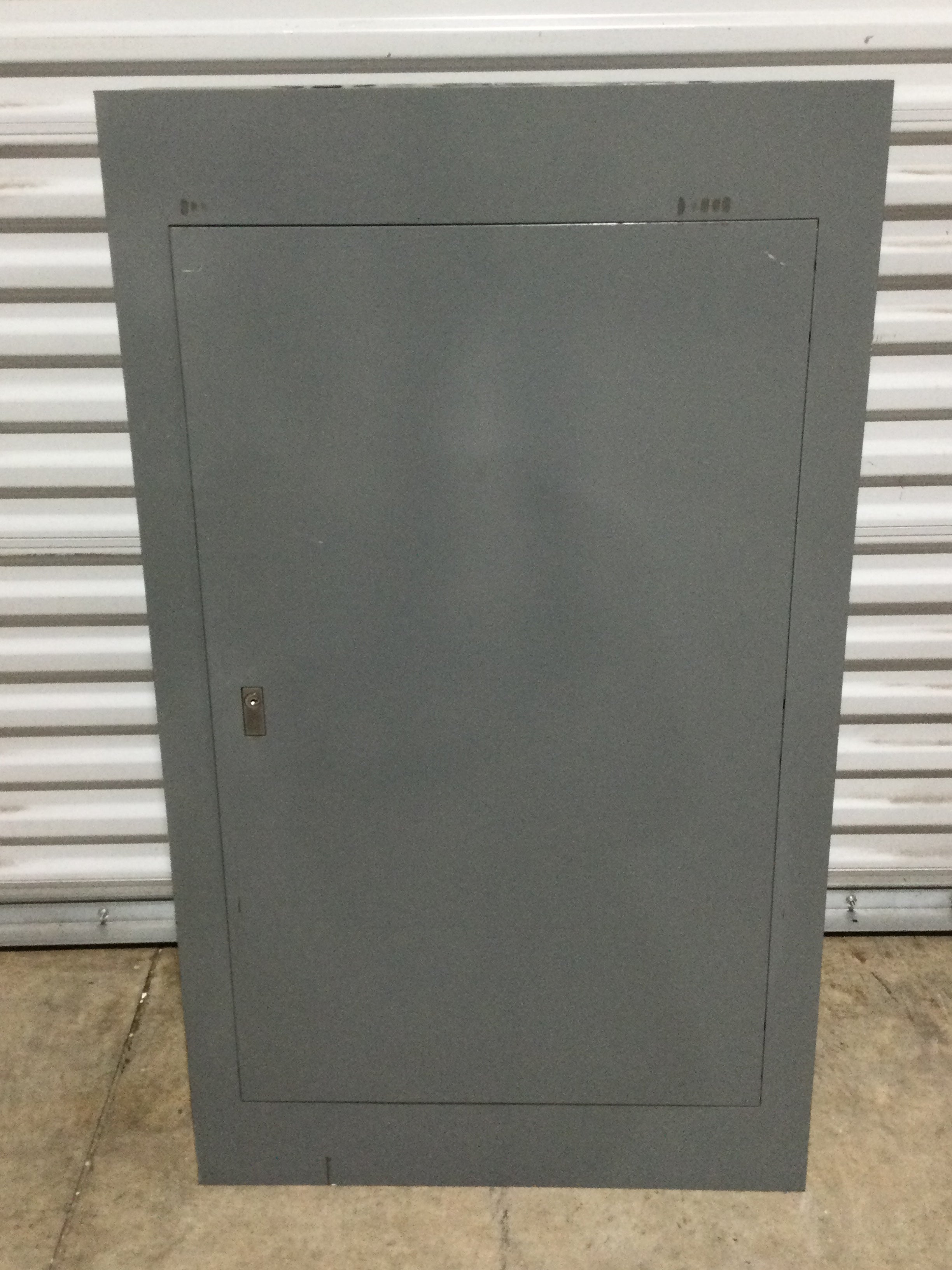 Square D MB I Line Panelboard 64712-2B 200 A 277/480V 3 Phase 4 Wire N