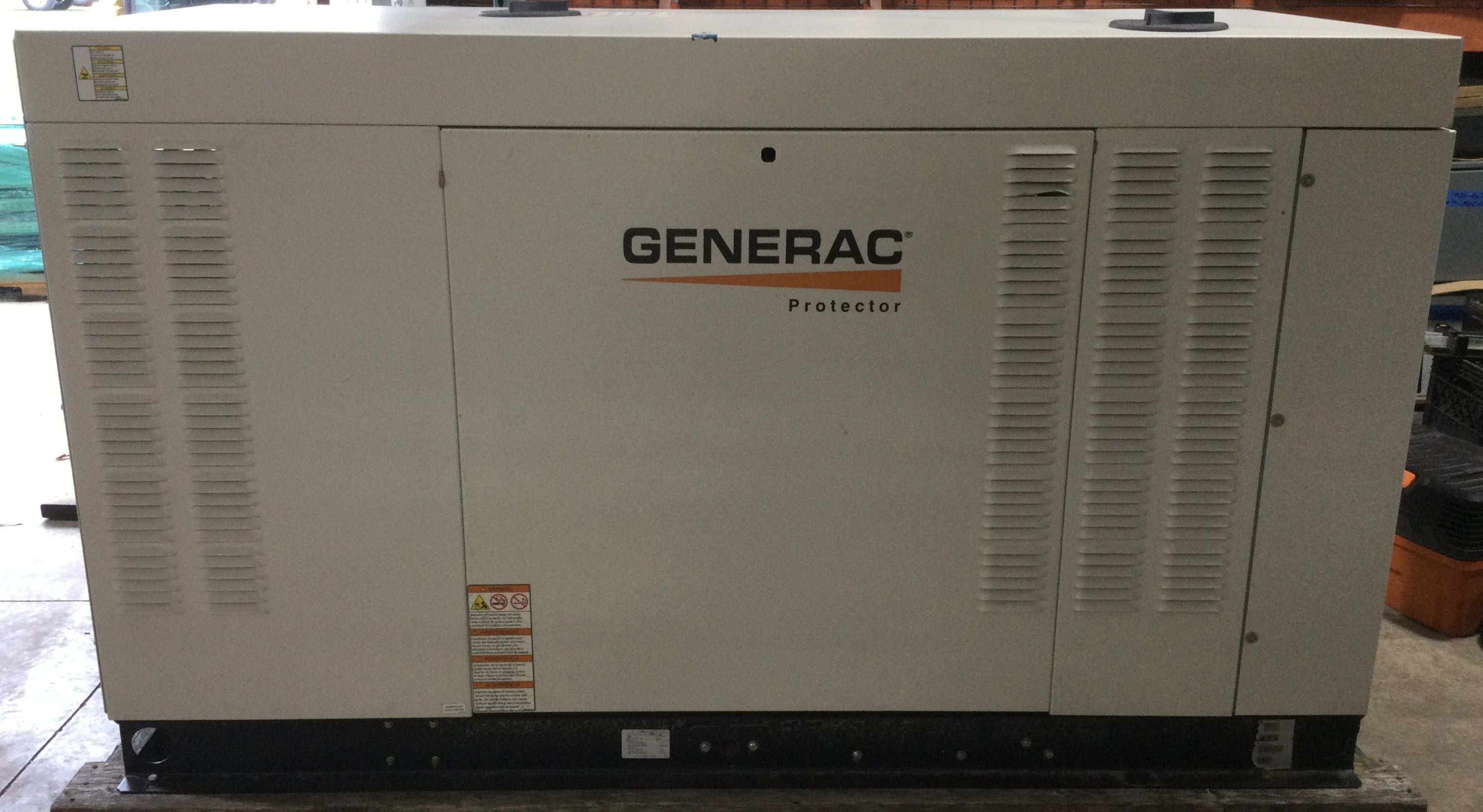 Generac RG03624ANAX Protector Series 36Kw 2.4 Liter I-4 Natural Gas/LP