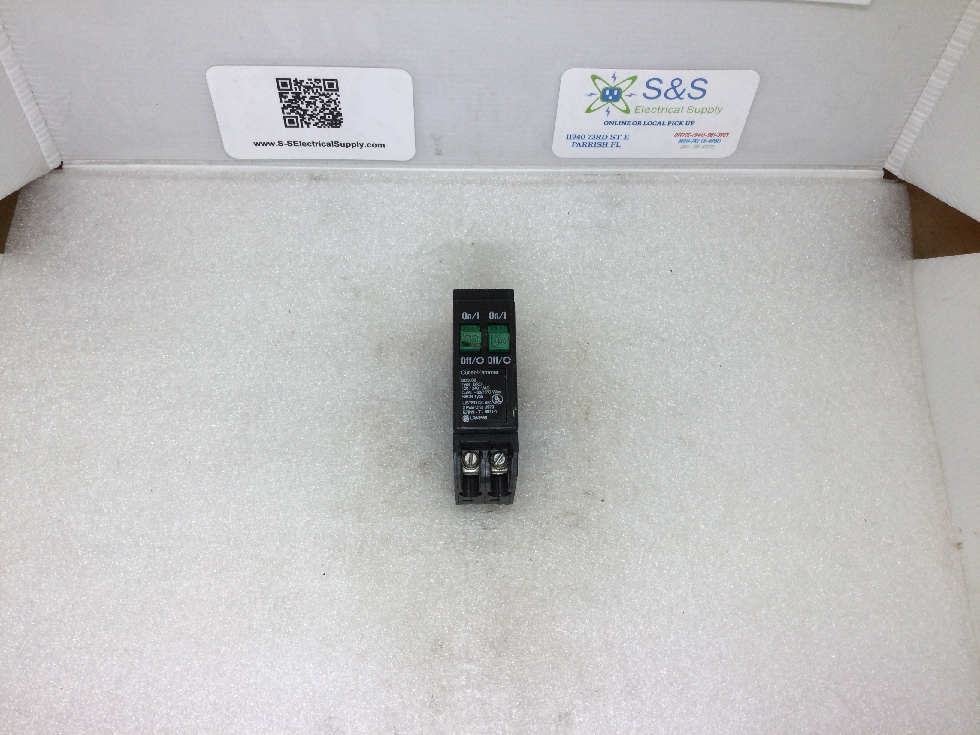 Cutler-Hammer BD3030 Type BRD 2 Pole 30 Amp 120/240v Circuit Breaker