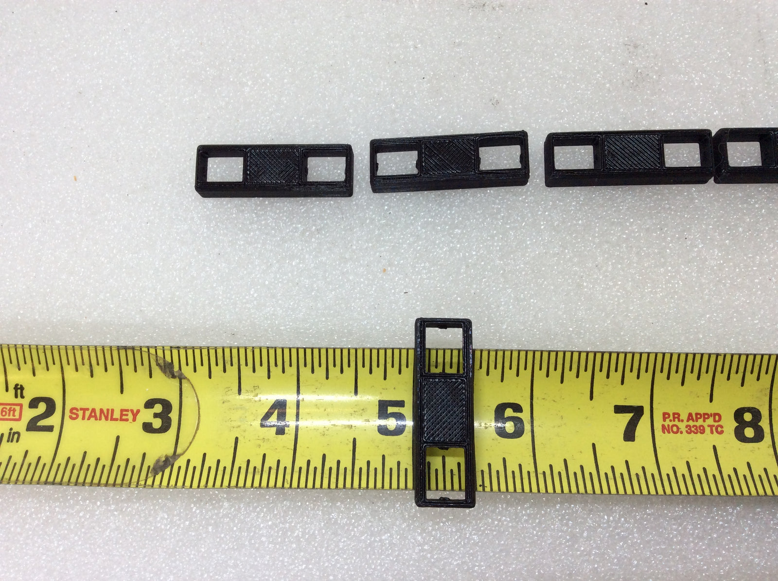 Square D Homeline Plastic Handle Tie for 2 Pole Breakers