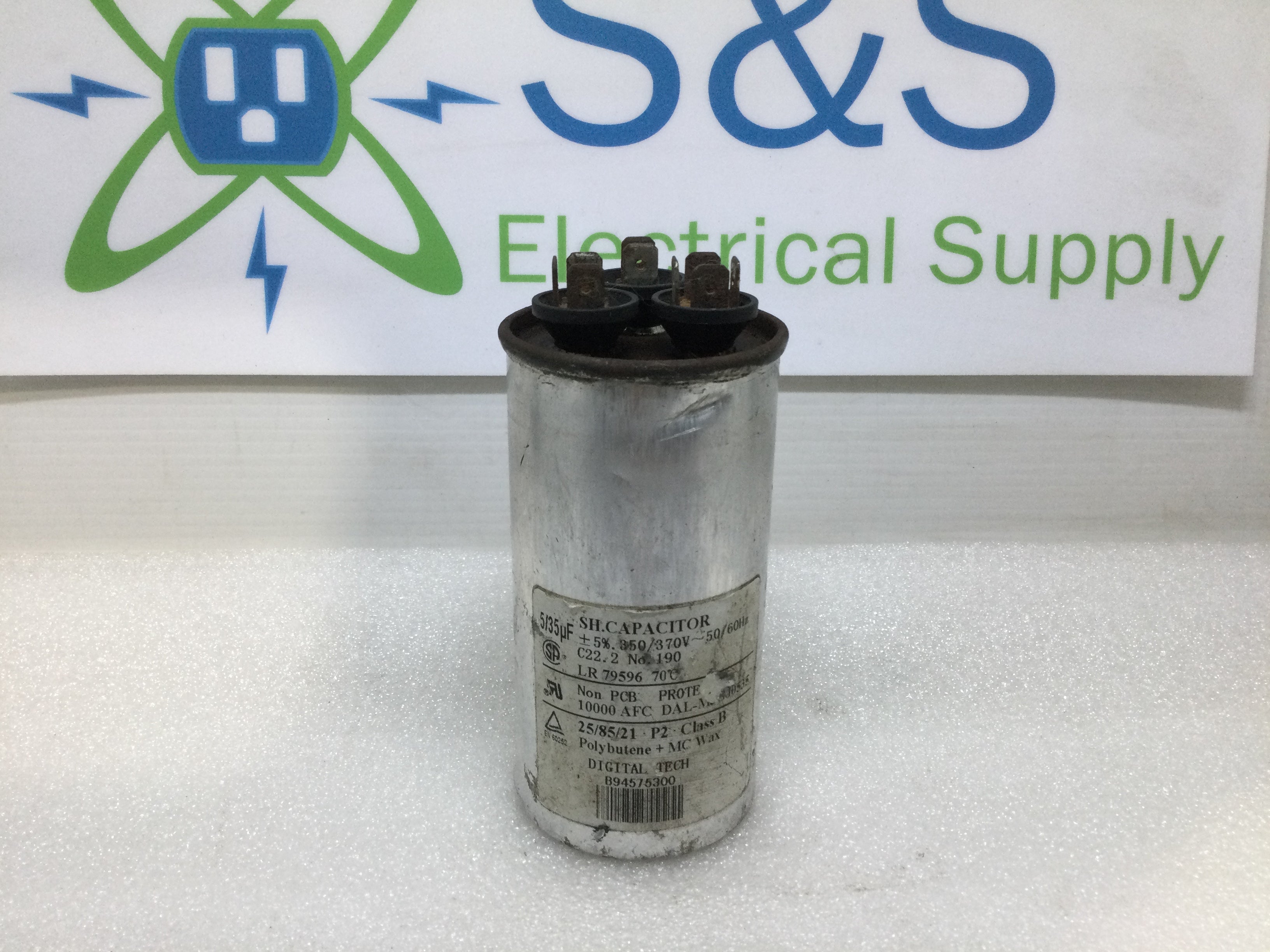 Capacitor 5/35uf +/-5% 350/370V 50/60Hz