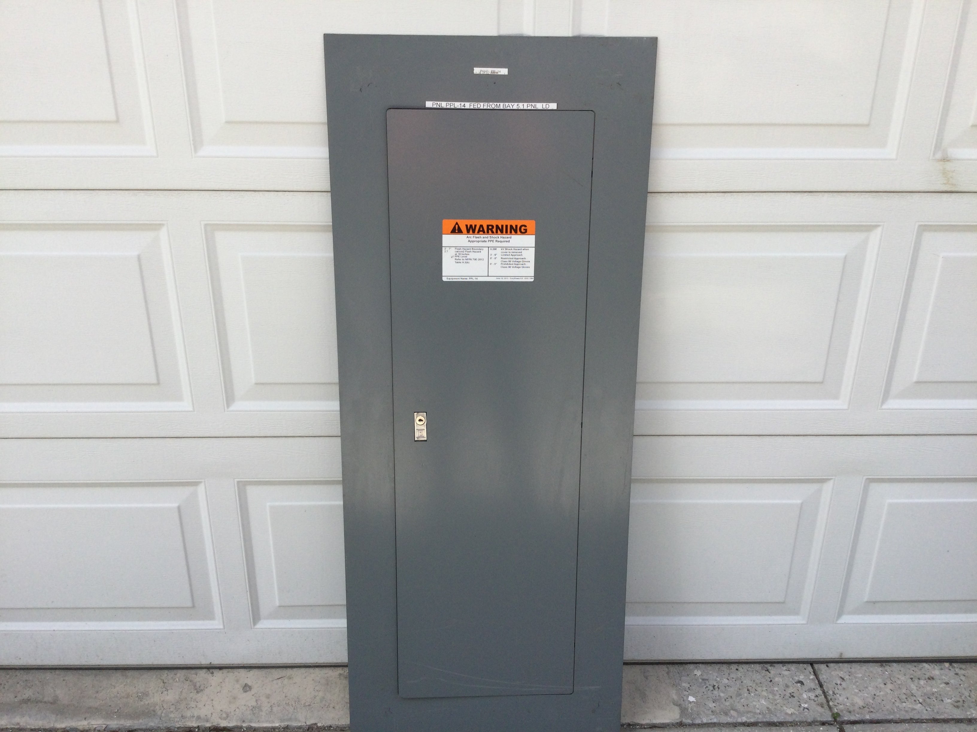 Square D NC50S Loadcenters And Panelboards 200A, 57% OFF