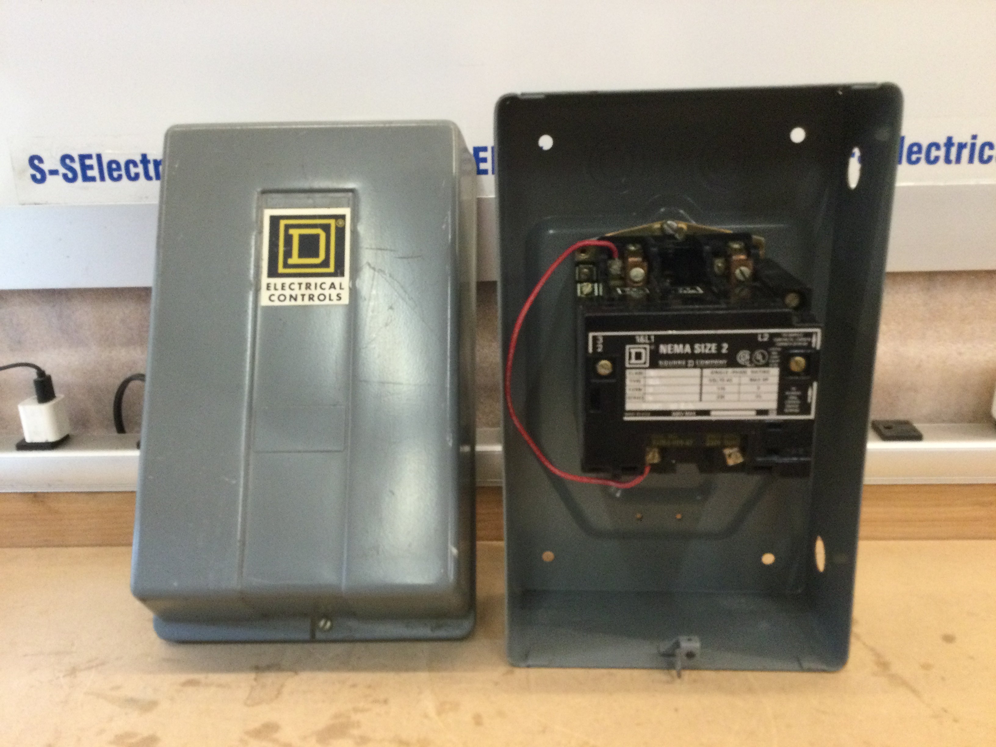 Square D 8502SDG1 Nema Size 2 Series A 610357 240v 60hz Coil Single Ph