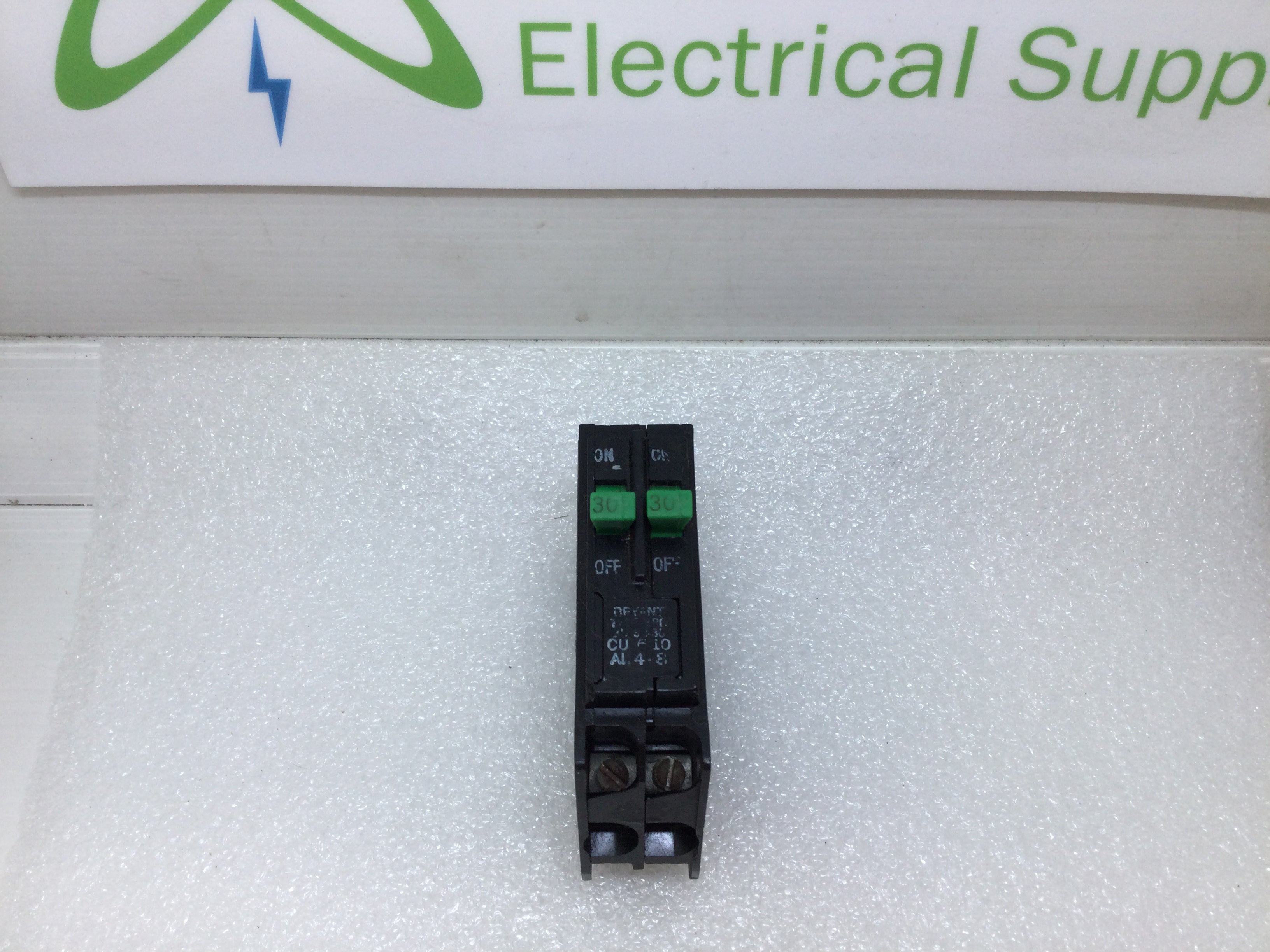 Bryant BD3030 Tandem 30-Amp Single-Pole Circuit Breaker Type BRD BD30-