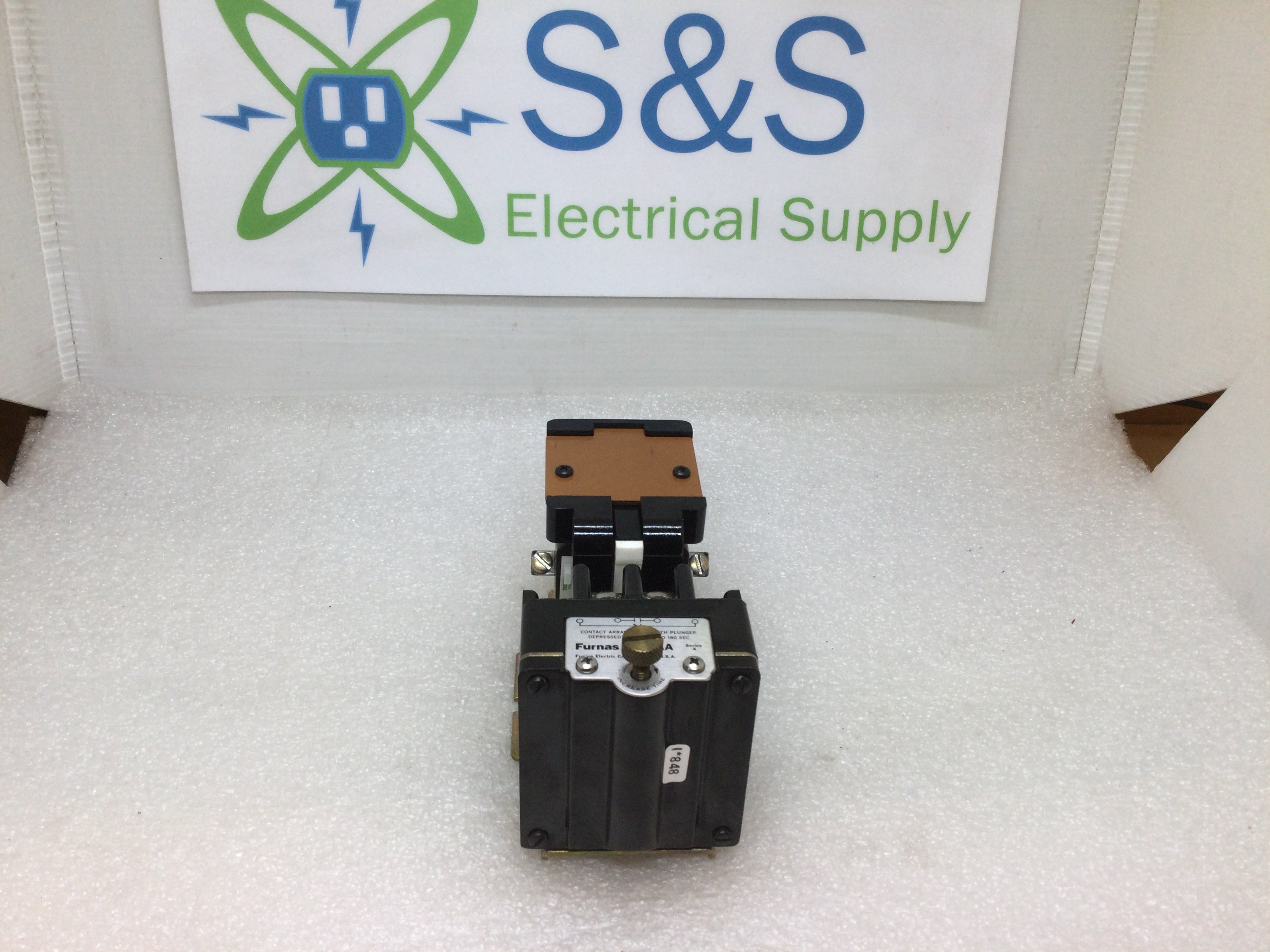 Furnas 55AA Pneumatic Timer Cat# 55BA2A* 600VAC Max Pilot Duty Amps 40