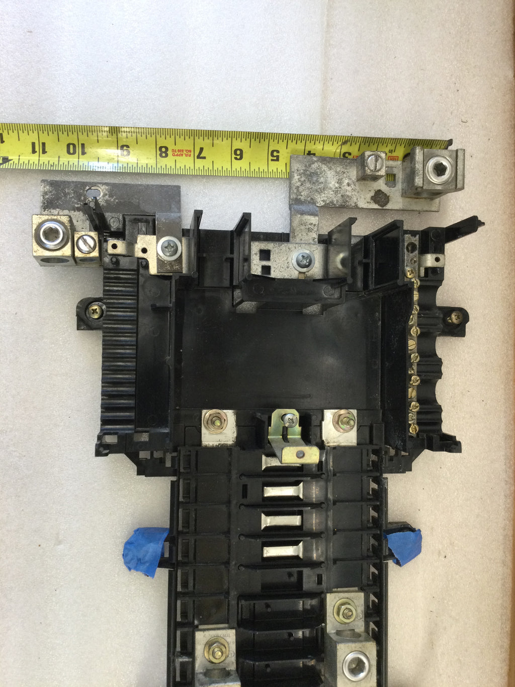 Square D QC816F200C Type 3R 200 Amp 120/240v 1 Phase 3 Wire 50/60Hz Pa