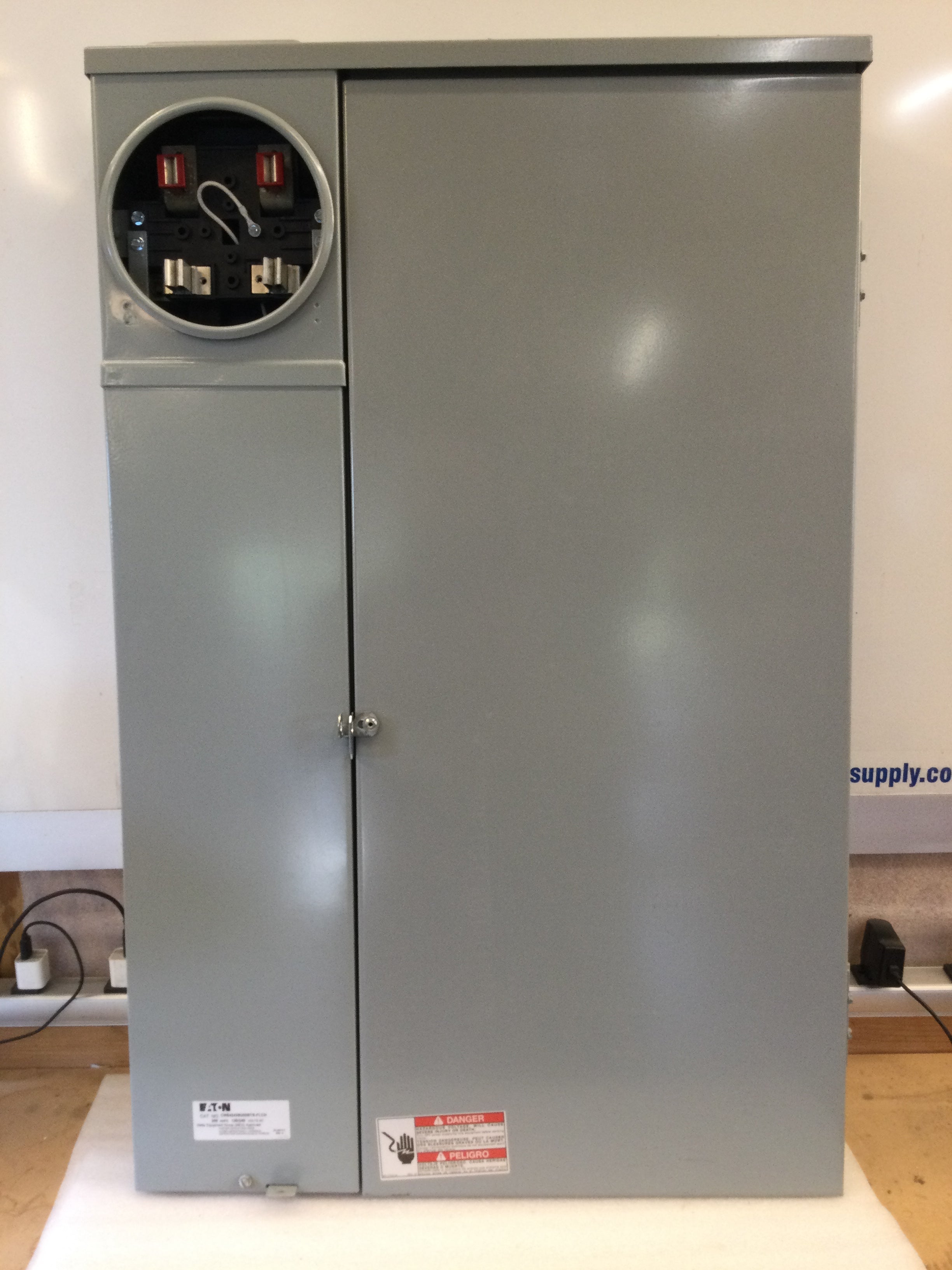 Eaton/Cutler-Hammer CMB4242B200BTS 200A 42 Circuit 120/240VAC Single P